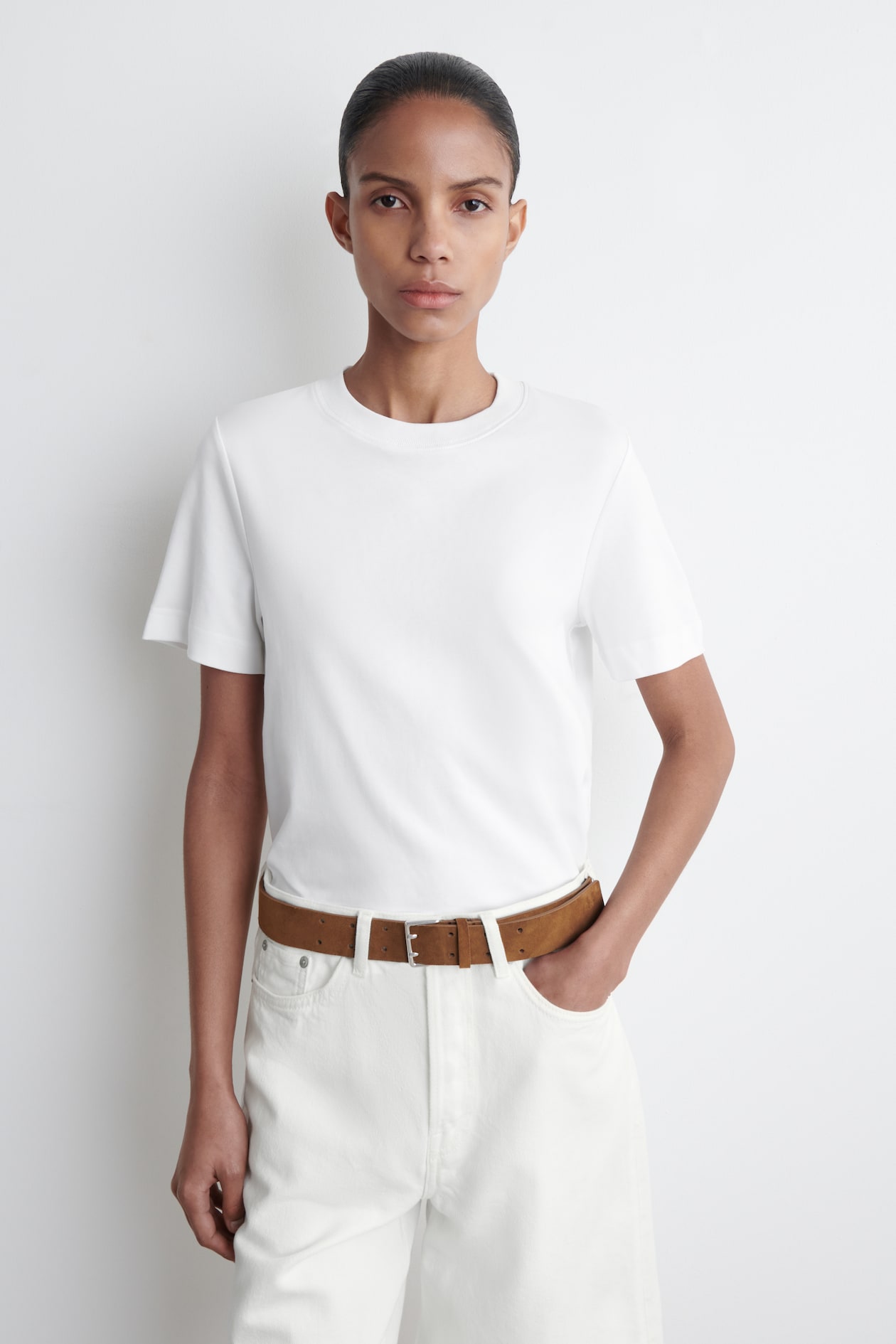 CLEAN CUT REGULAR T-SHIRT - WHITE - Ladies | H&M GB