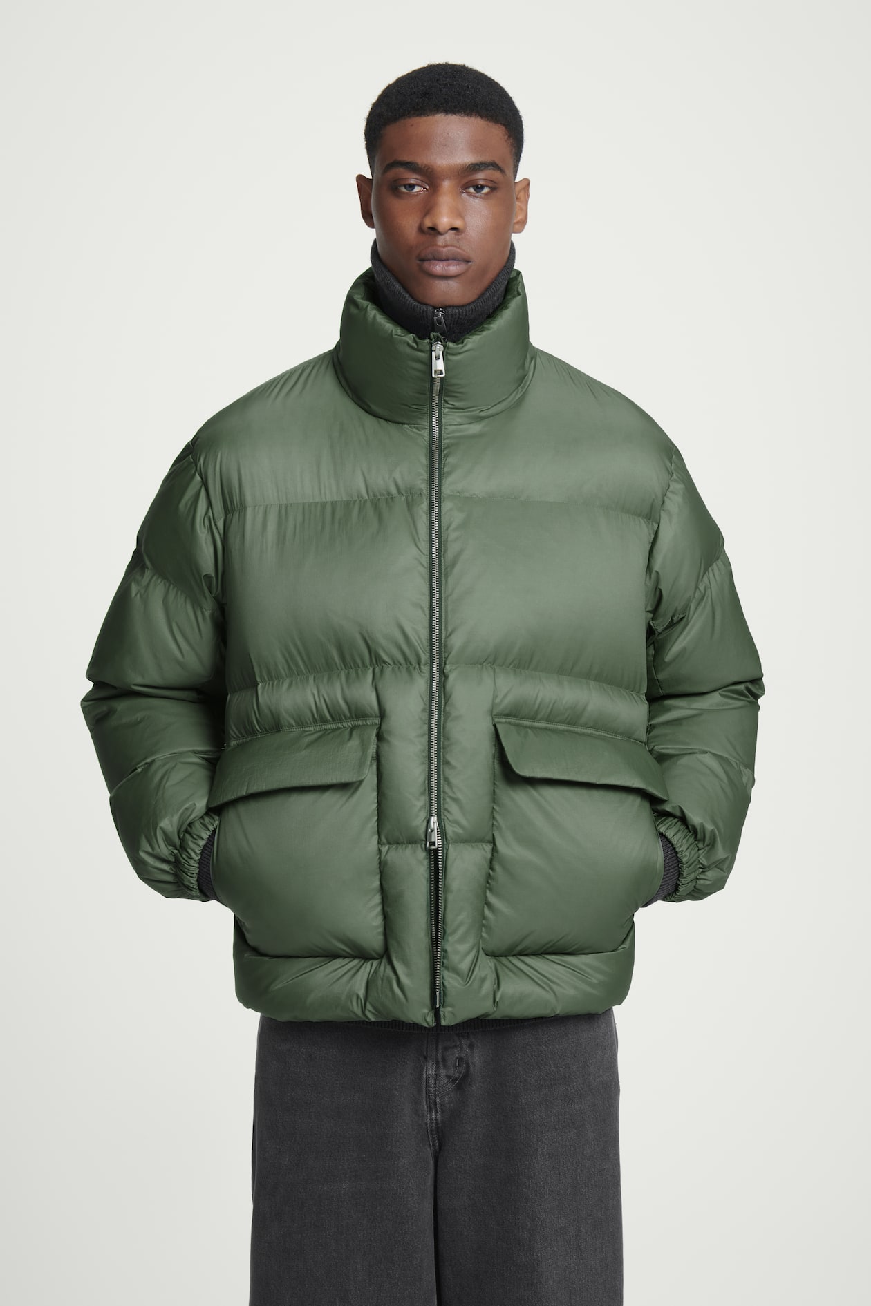 DOWN-FILLED PUFFER JACKET - GREEN - Men | H&M GB