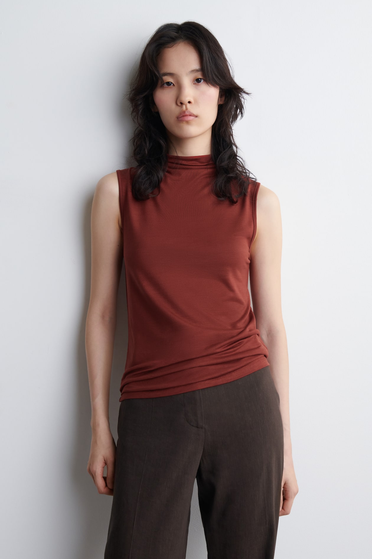 DRAPED TURTLENECK TANK TOP - DARK RED - Ladies | H&M GB