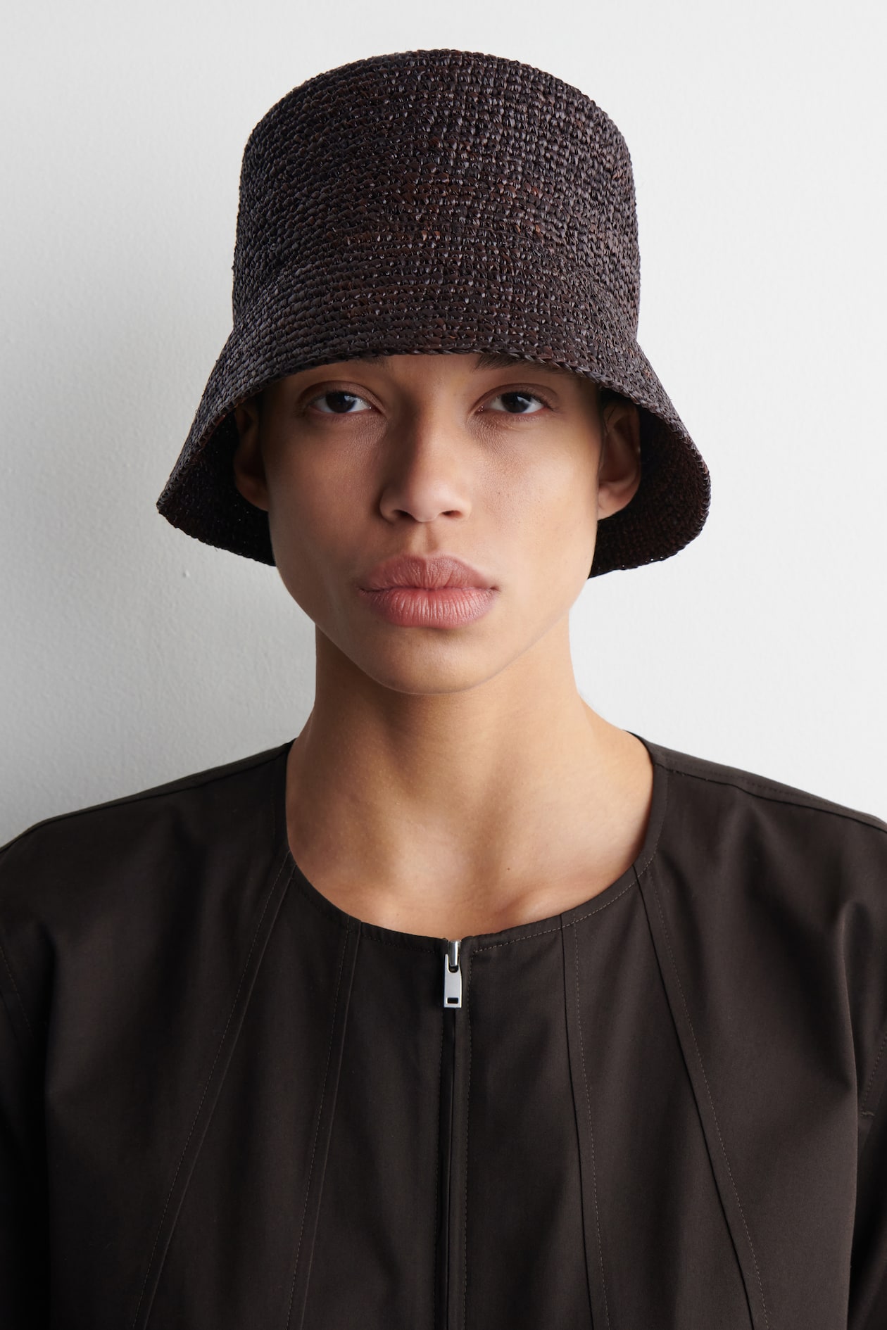 STRAW BUCKET HAT - BROWN - Ladies | H&M GB