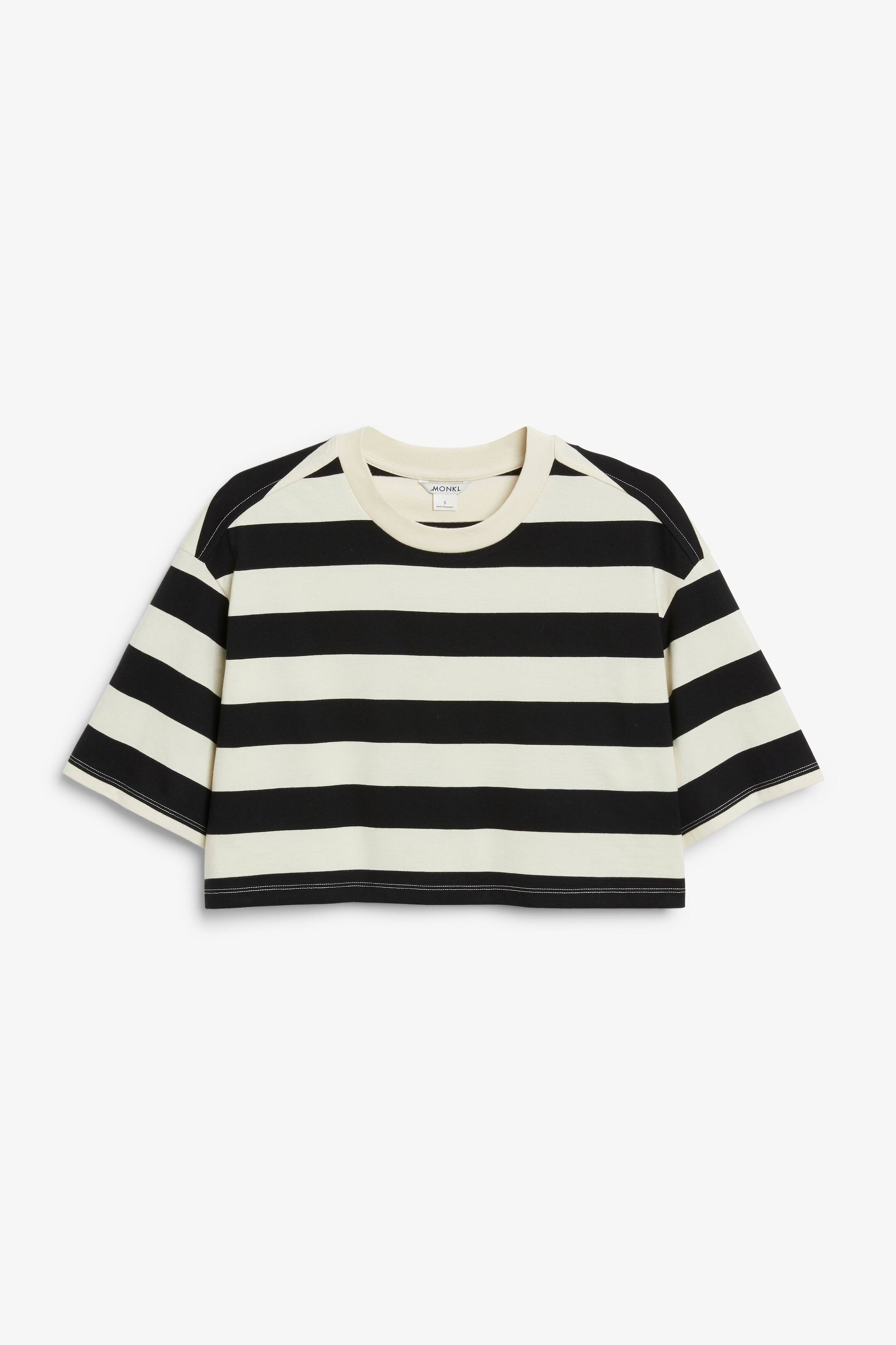 Croppet oversized t-skjorte - Rundhalset - Kort erme - Svarte og hvite ...