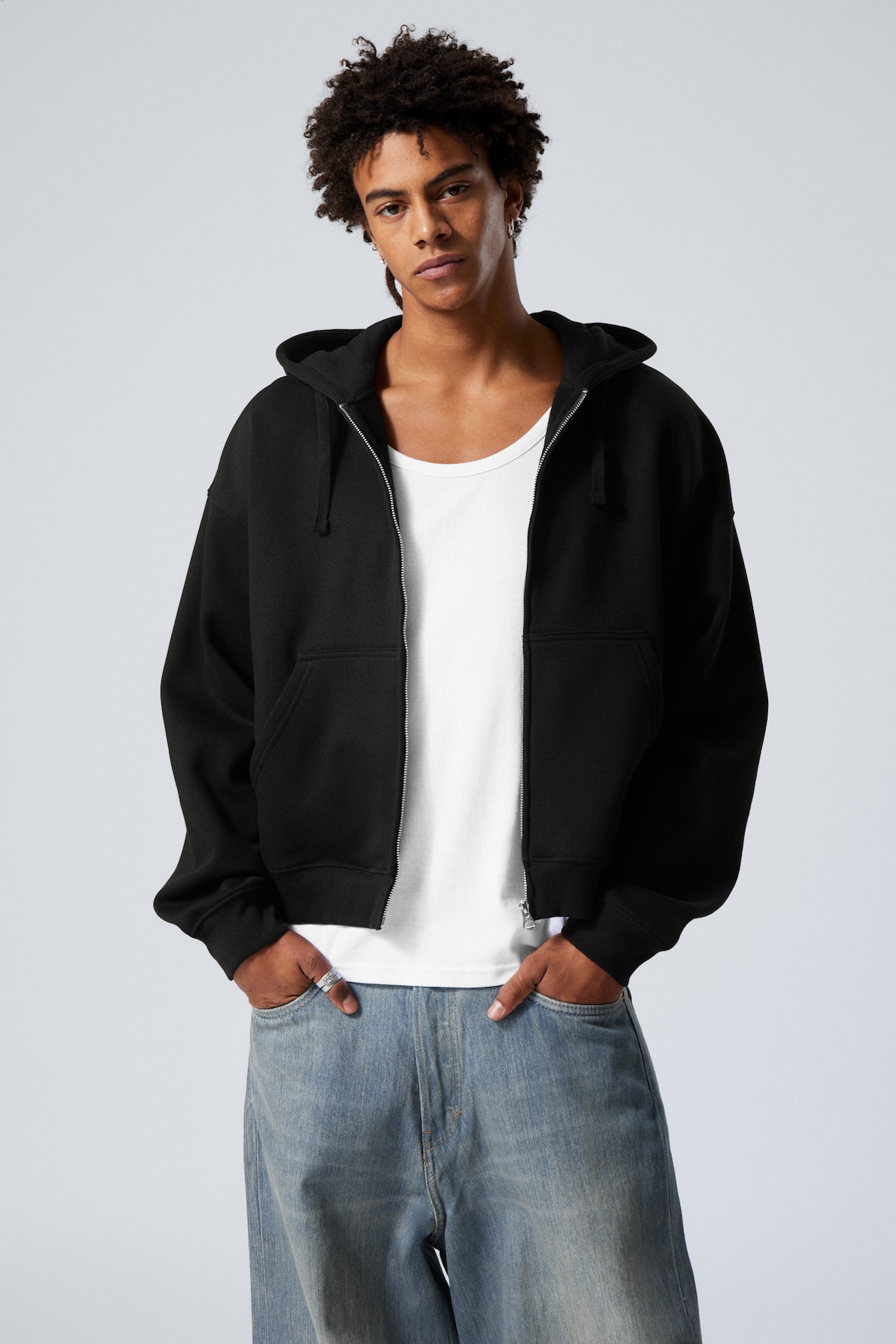 Casaco com capuz e fecho quadrado de peso médio - Preto - HOMEM | H&M PT