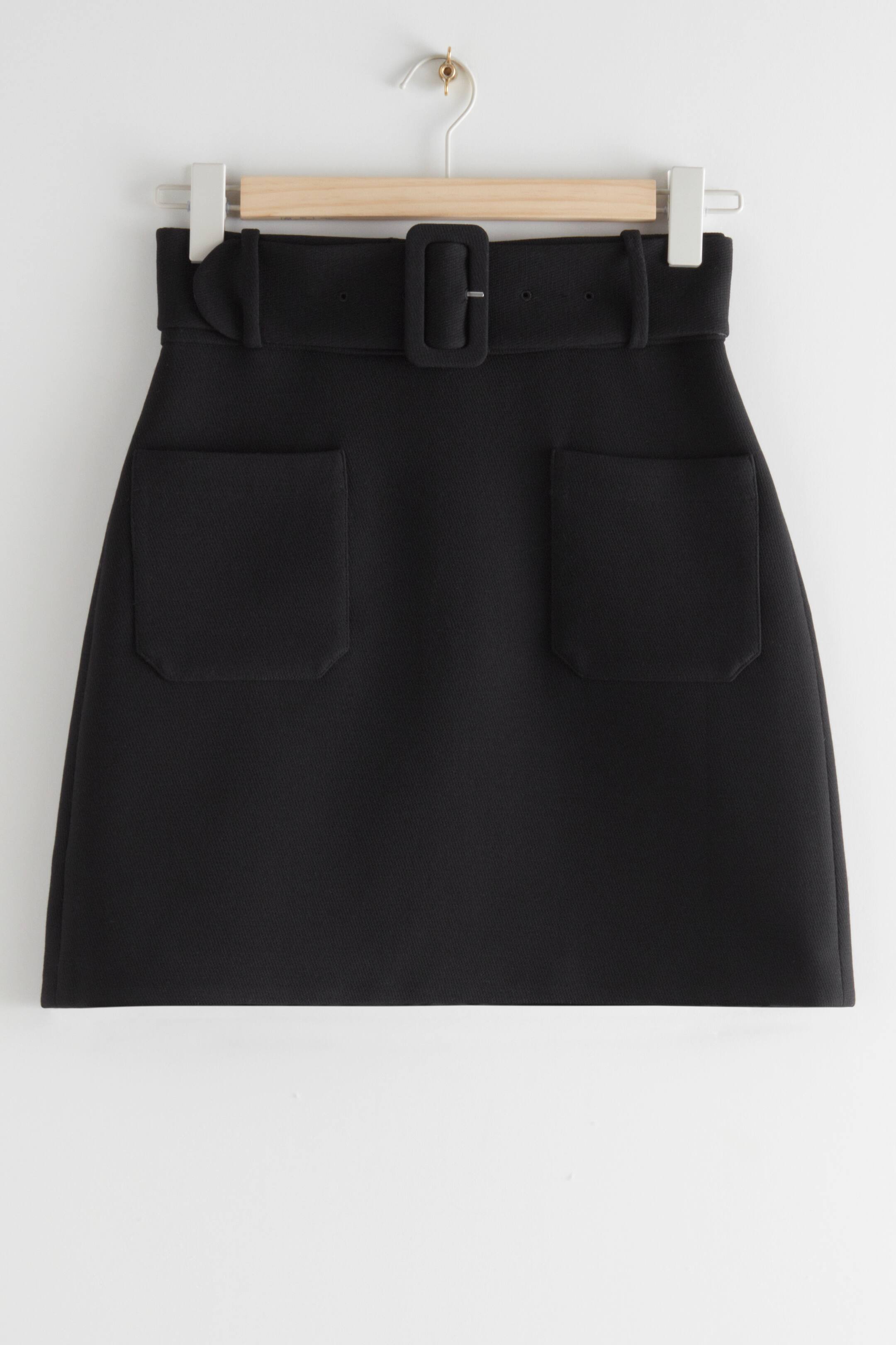 kort nederdel med bælte - Høj talje - Kort - Sort - DAME | H&M DK