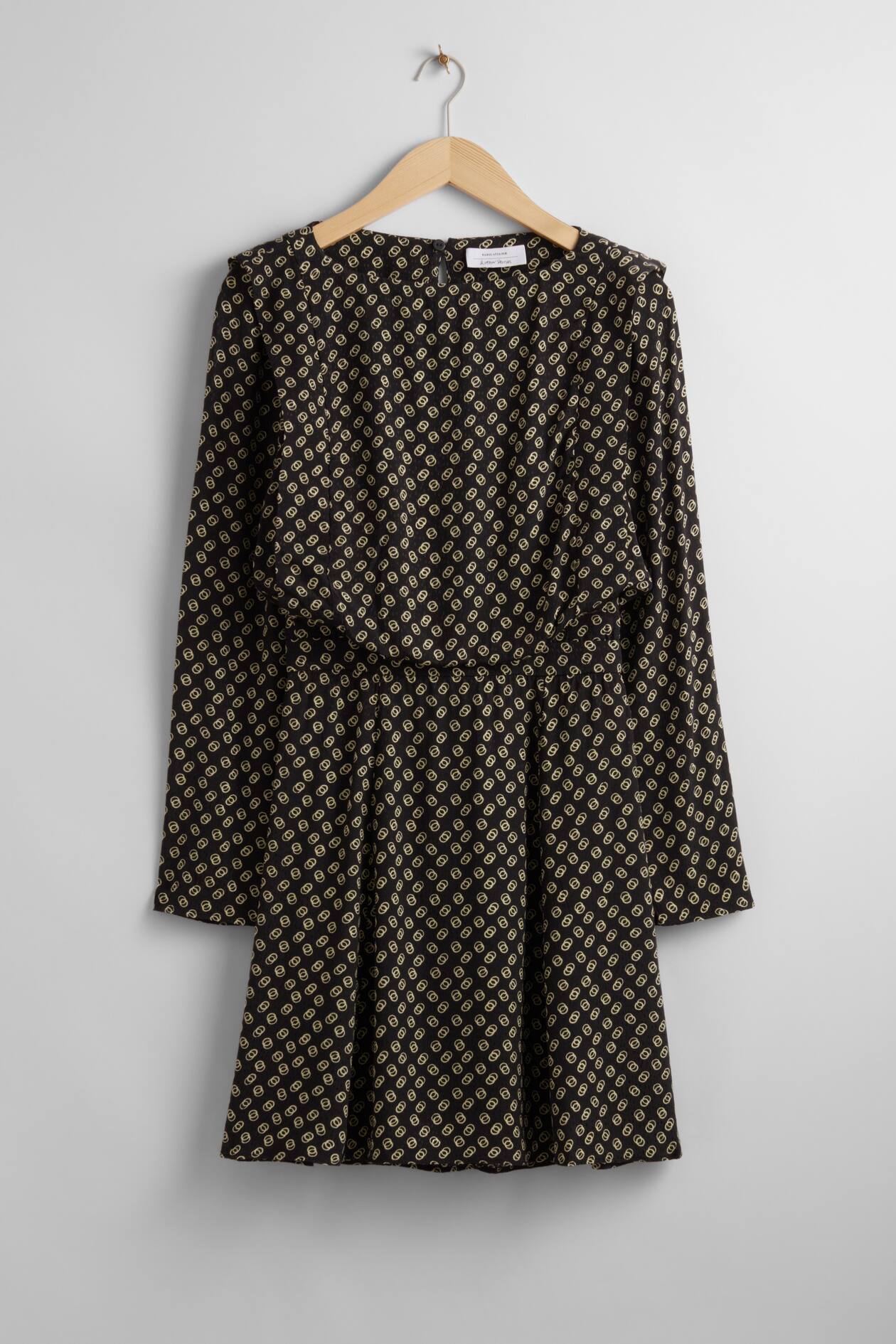 Floaty Mini Dress - Black Print - Ladies | H&M GB