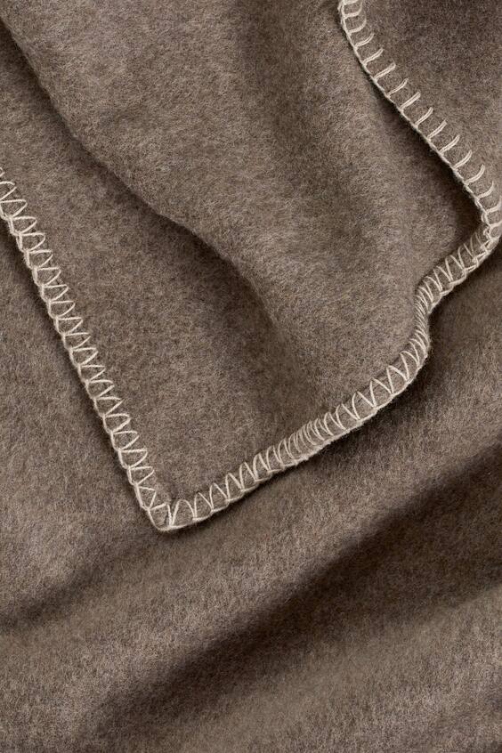 Nativa Wool Blanket - Dark Mole - Home All | H&M GB