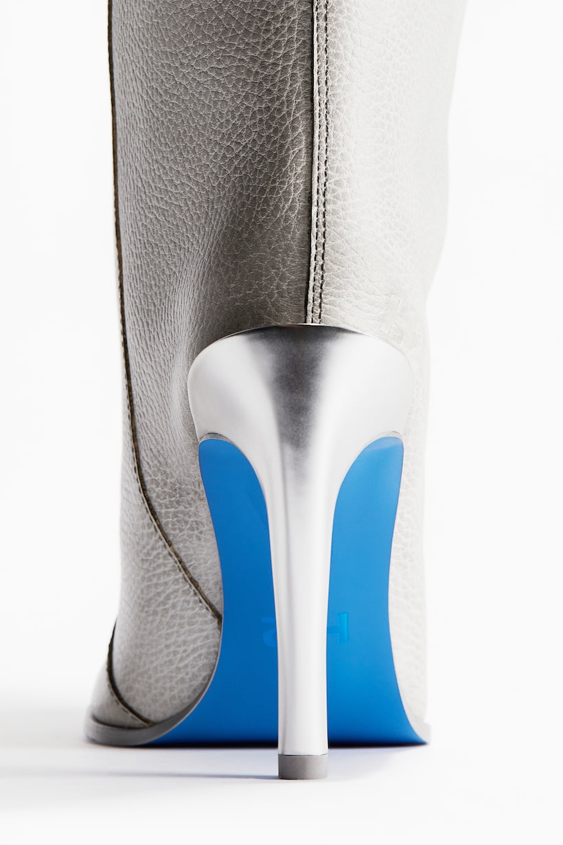 Women's White Oversized Leather Boots | H&M CA