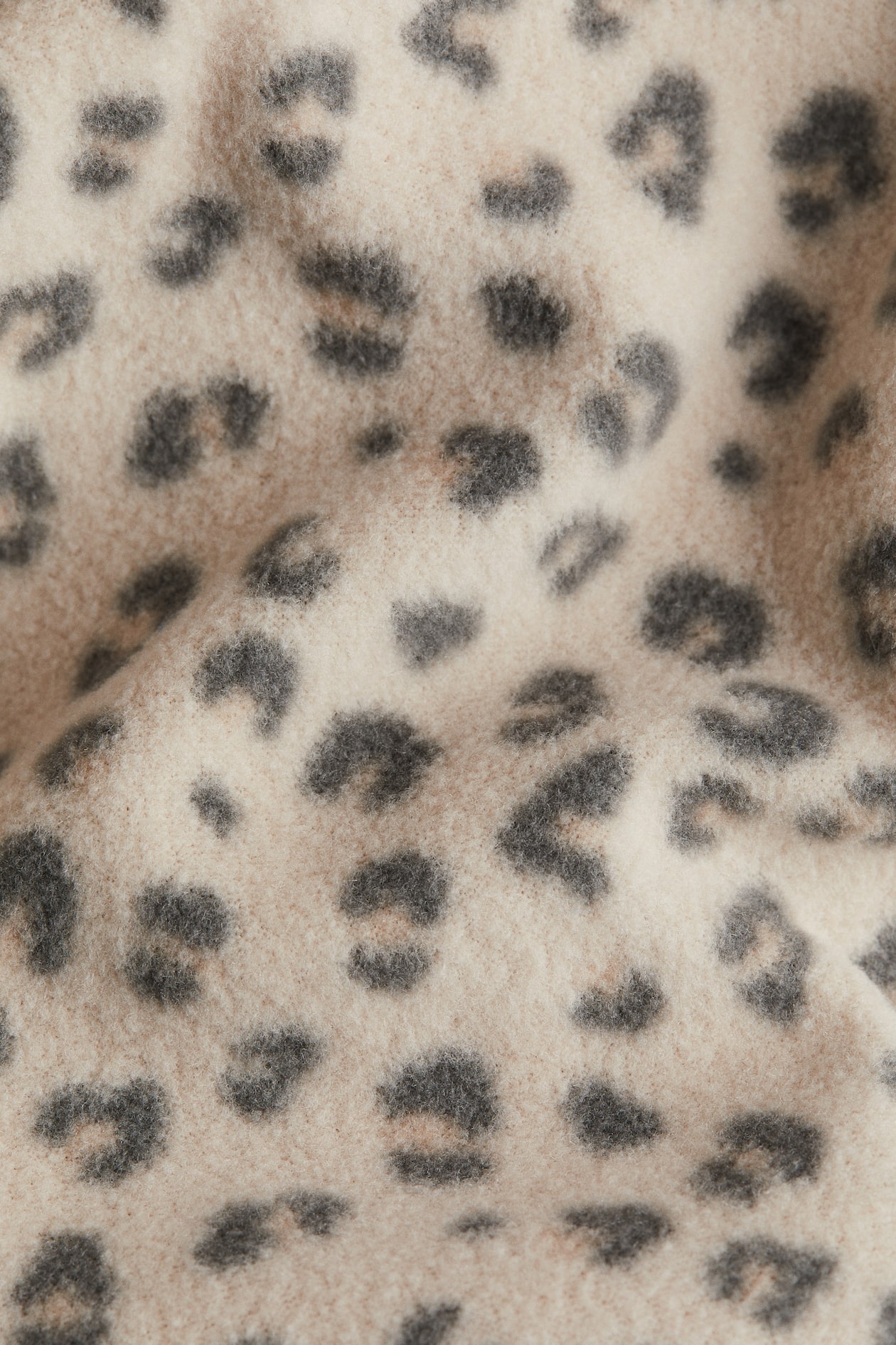 Light beige/Leopard print 2-piece fleece set for kids | H&M GB