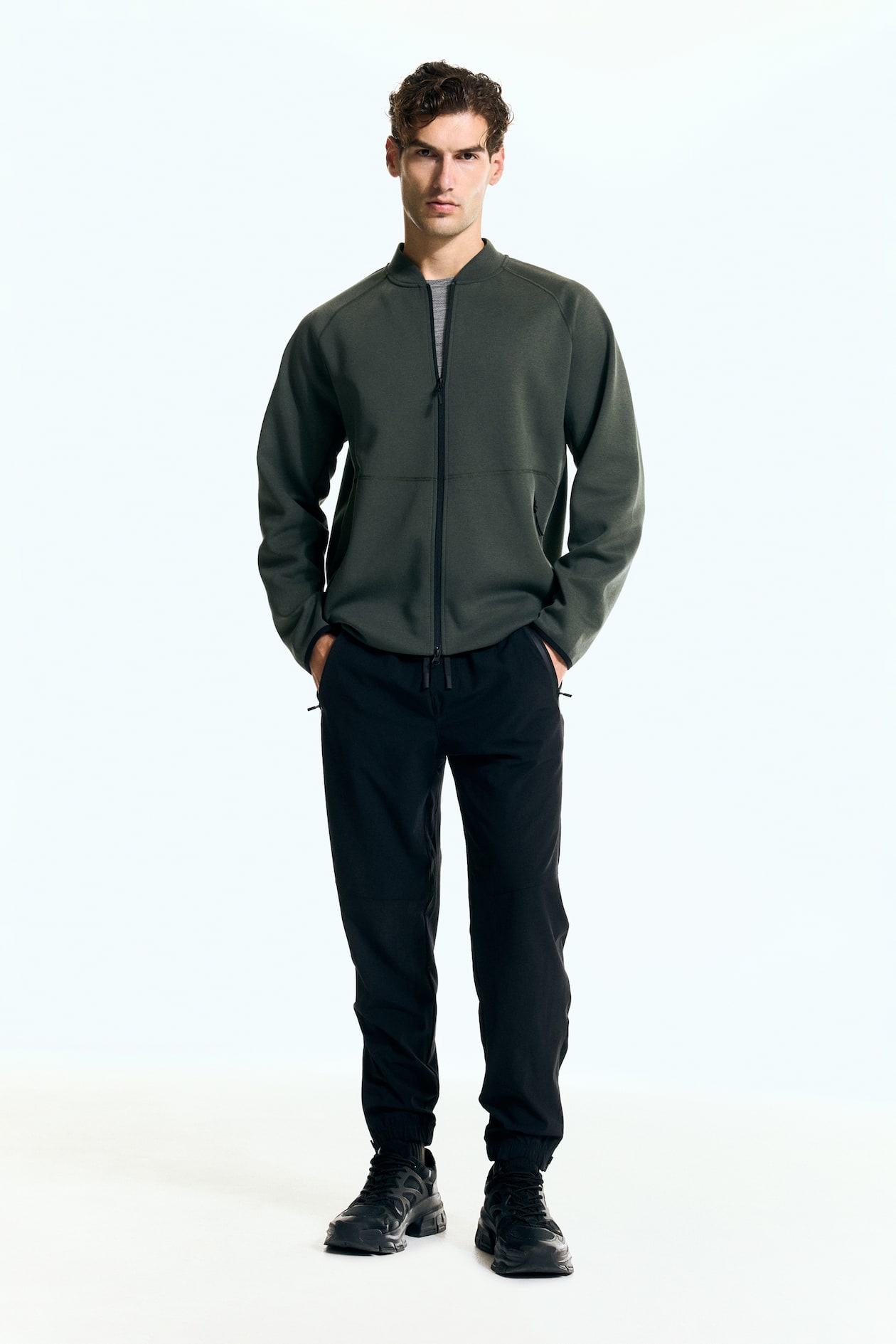 Sports bomber jacket with DryMove™ - Dark dusty green - Men | H&M GB