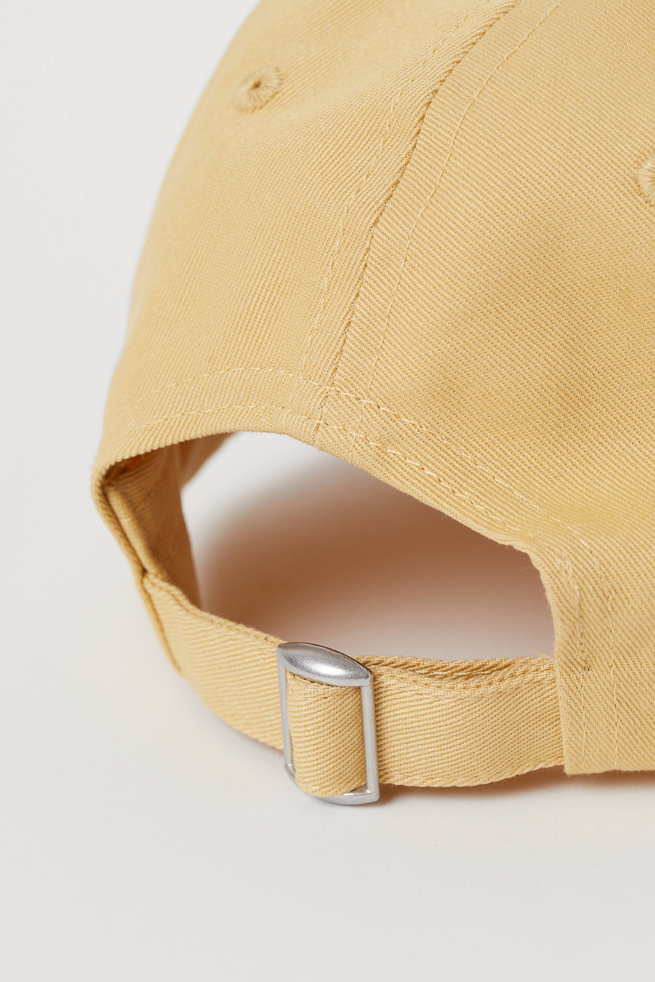 Embroidered Cap - Light yellow/duck - Men | H&M CA