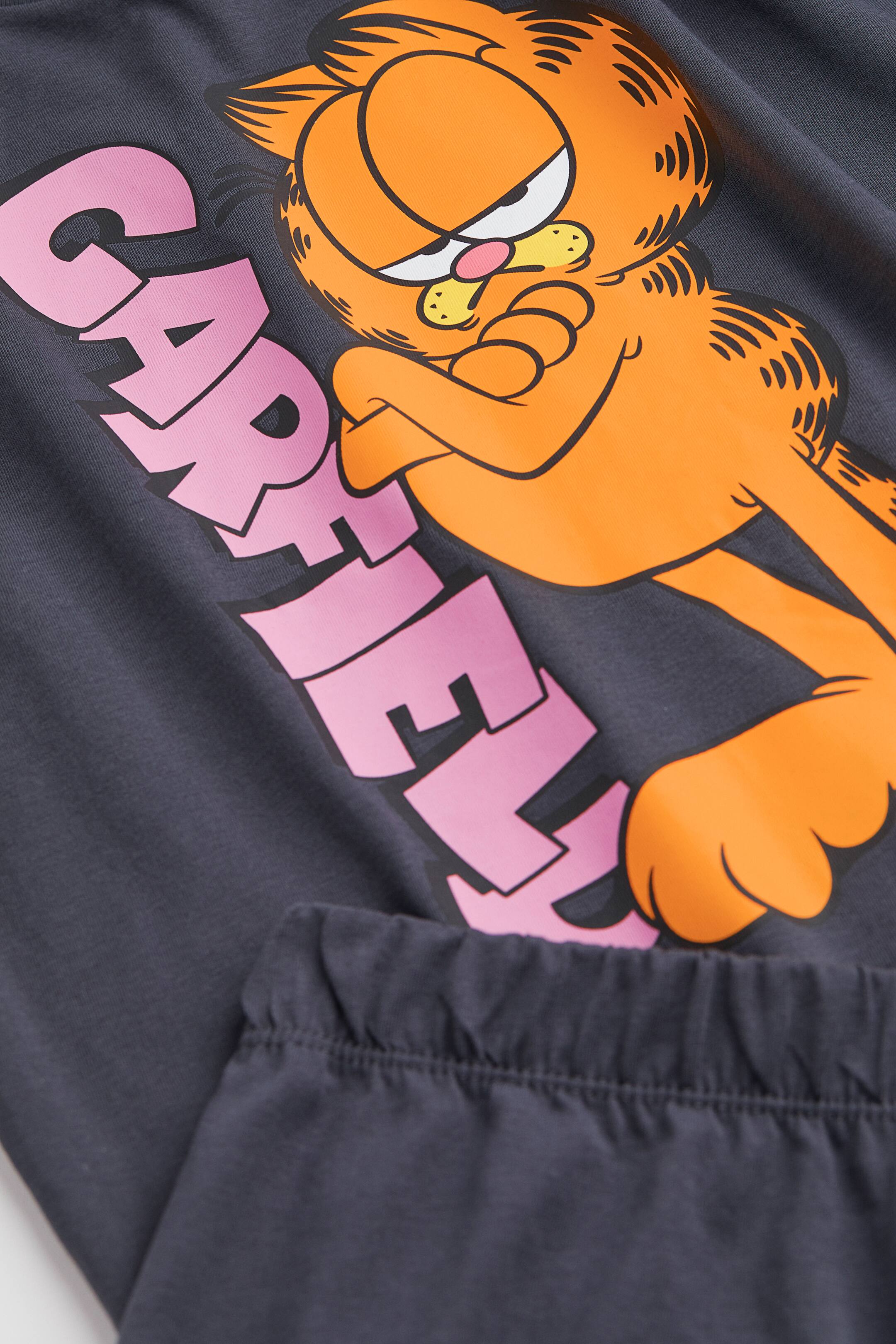 Printed cotton pyjamas - Dark grey/Garfield - Kids | H&M GB