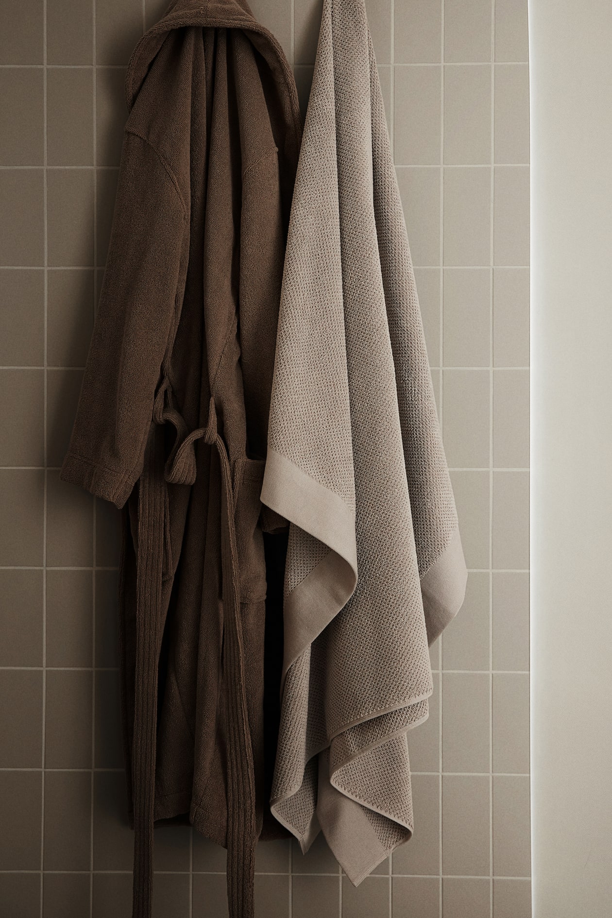 Taupe Cotton Terry Bath Sheet at H&M Home | H&M US