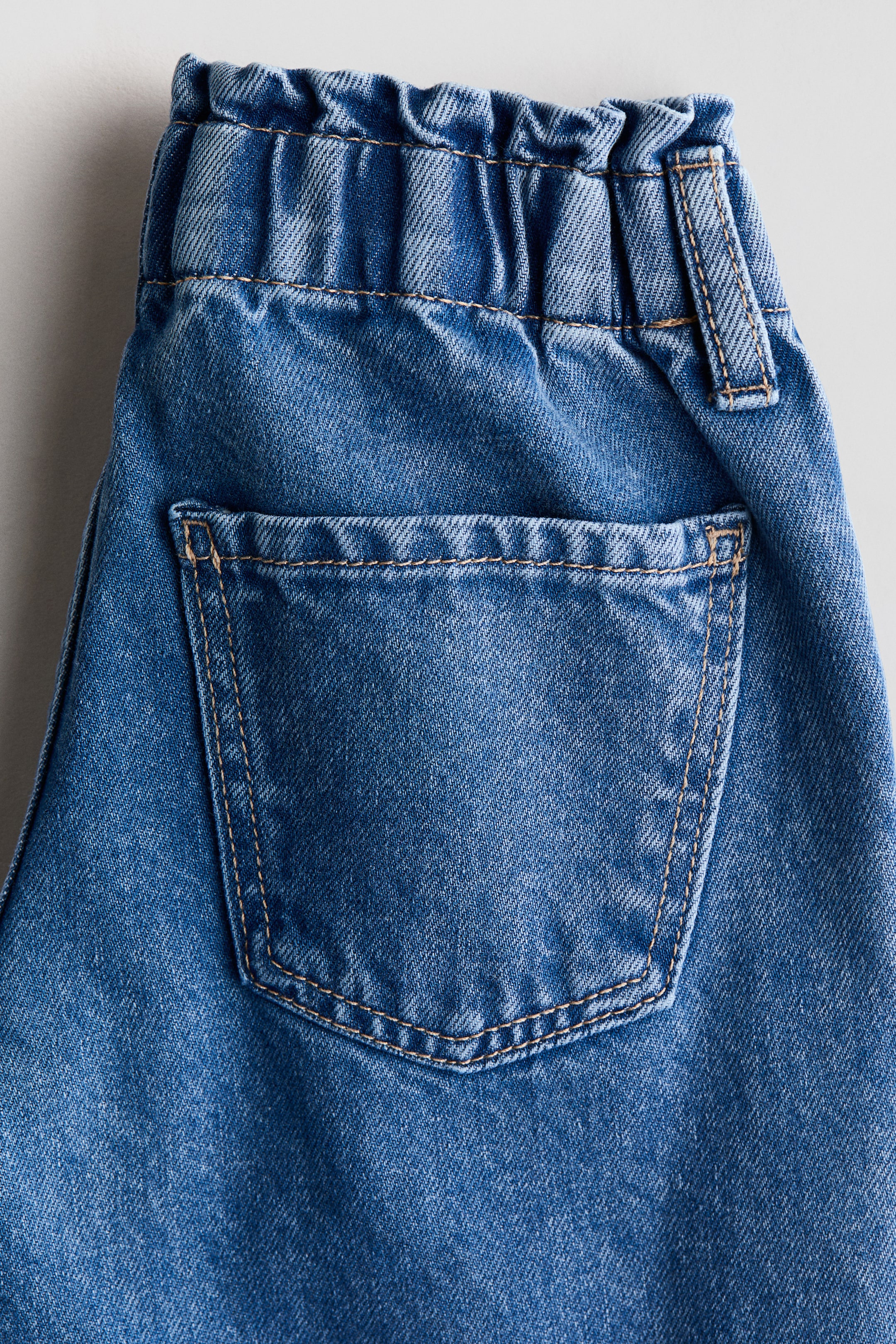 Wide Leg Paper bag jeans - Denim blue/Cherries - Kids | H&M GB