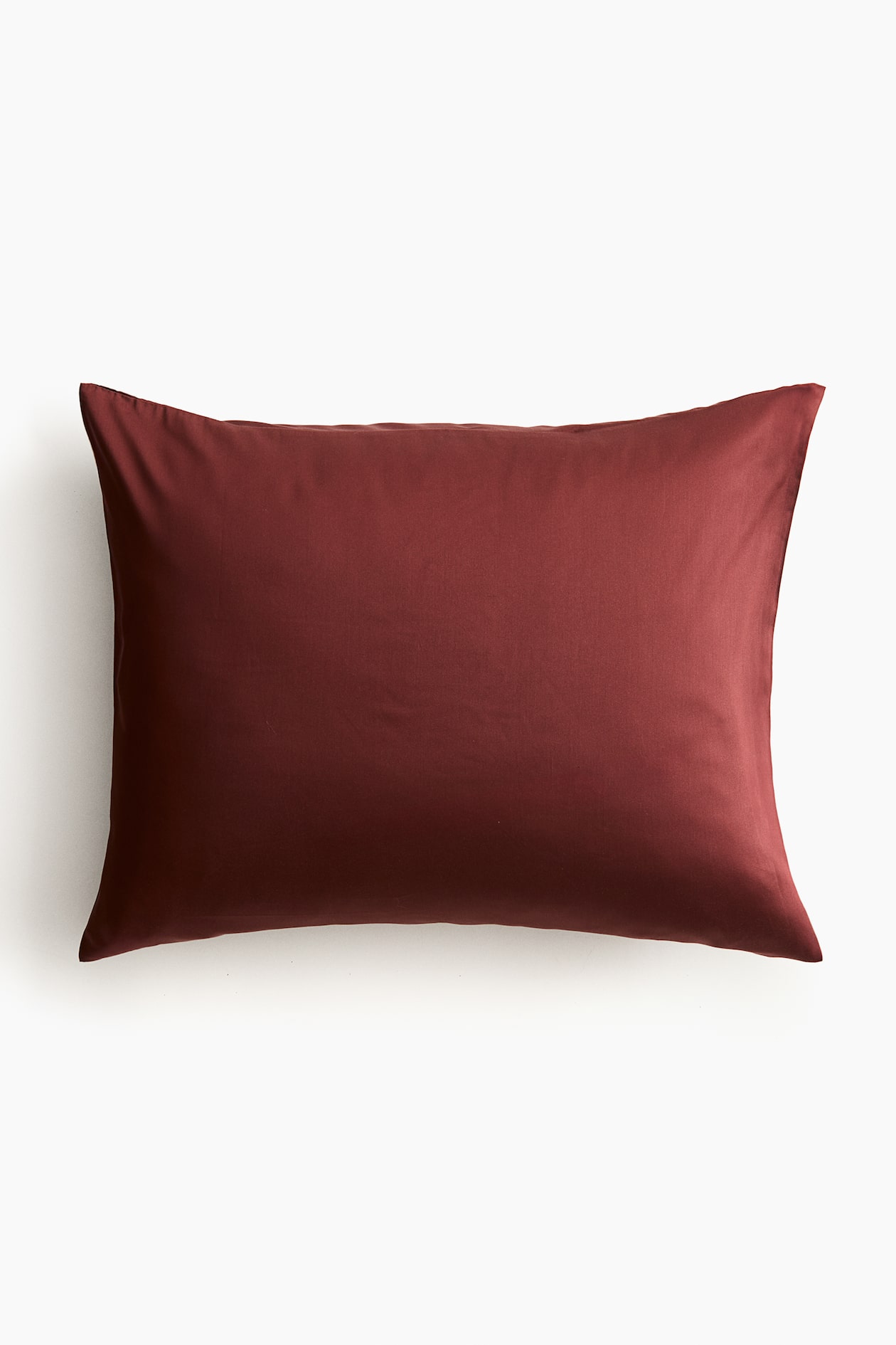 Dark red Satin Pillowcase at H&M Home | H&M US