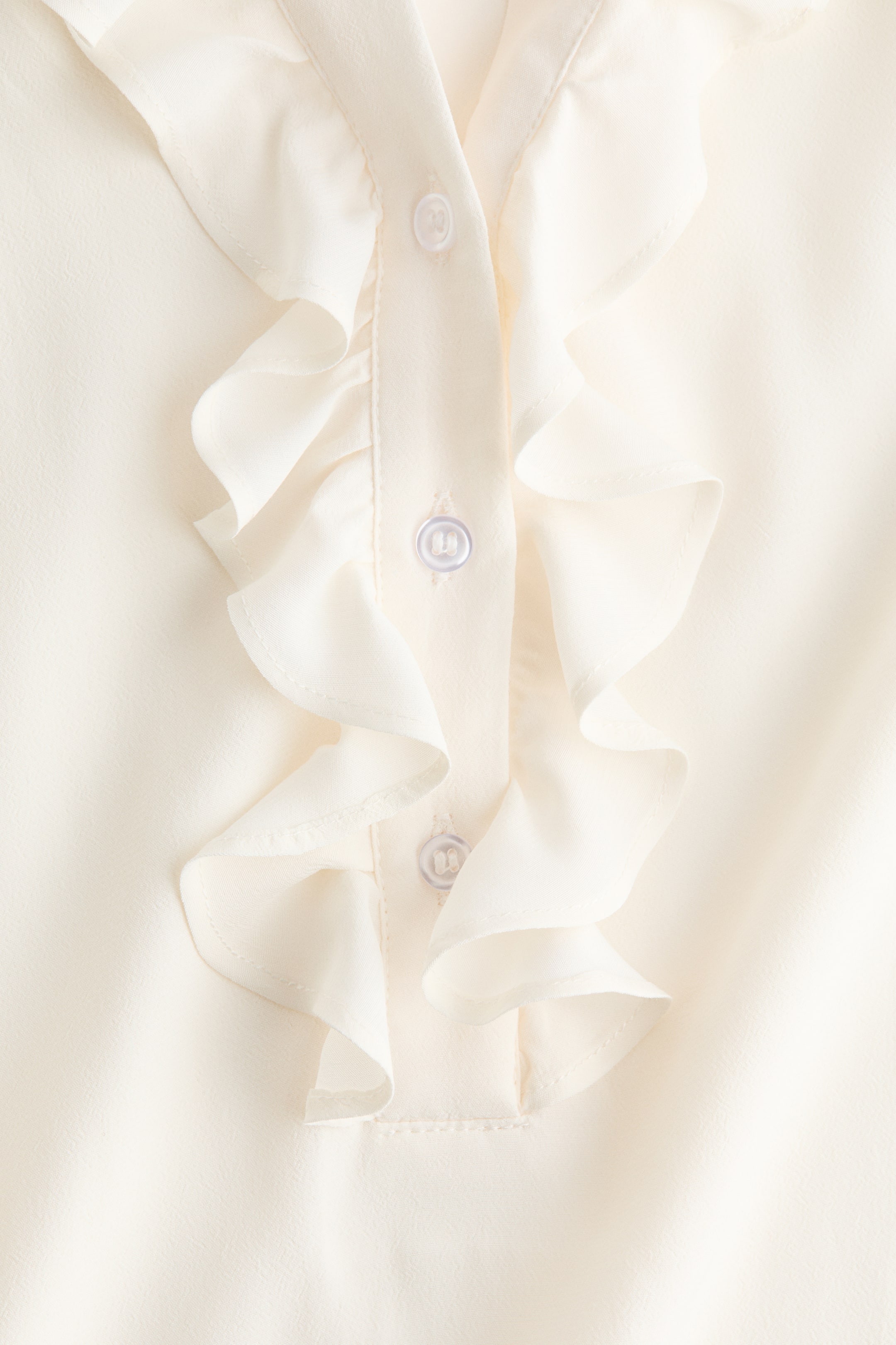 MAMA Bluse med volangkrage - Hvit - DAME | H&M NO