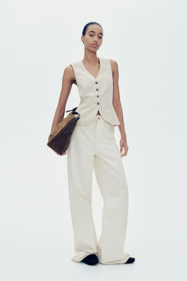 Dámske saká a vesty | Kostýmové, krátke a dlhé | H&M SK