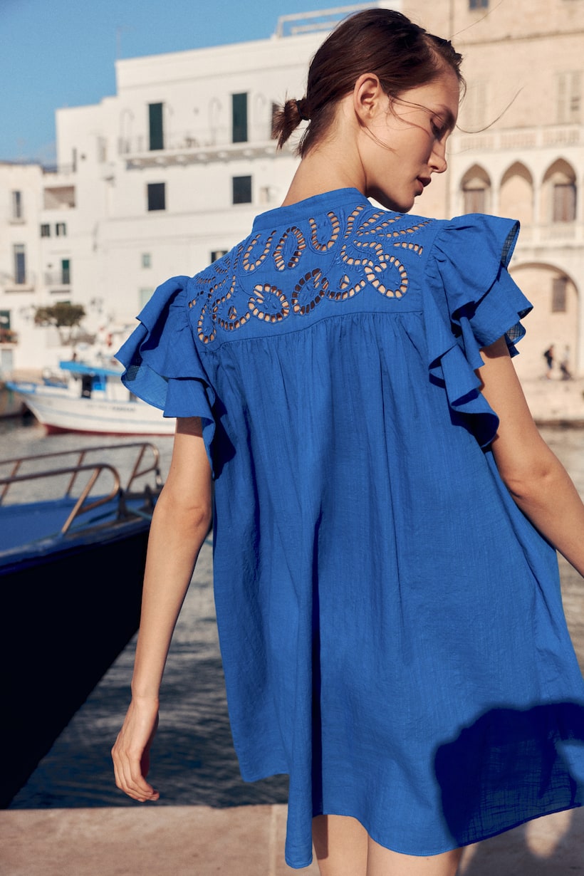 Women's Bright blue Flutter-Sleeve Dress with Eyelet Embroidery | H&M CA