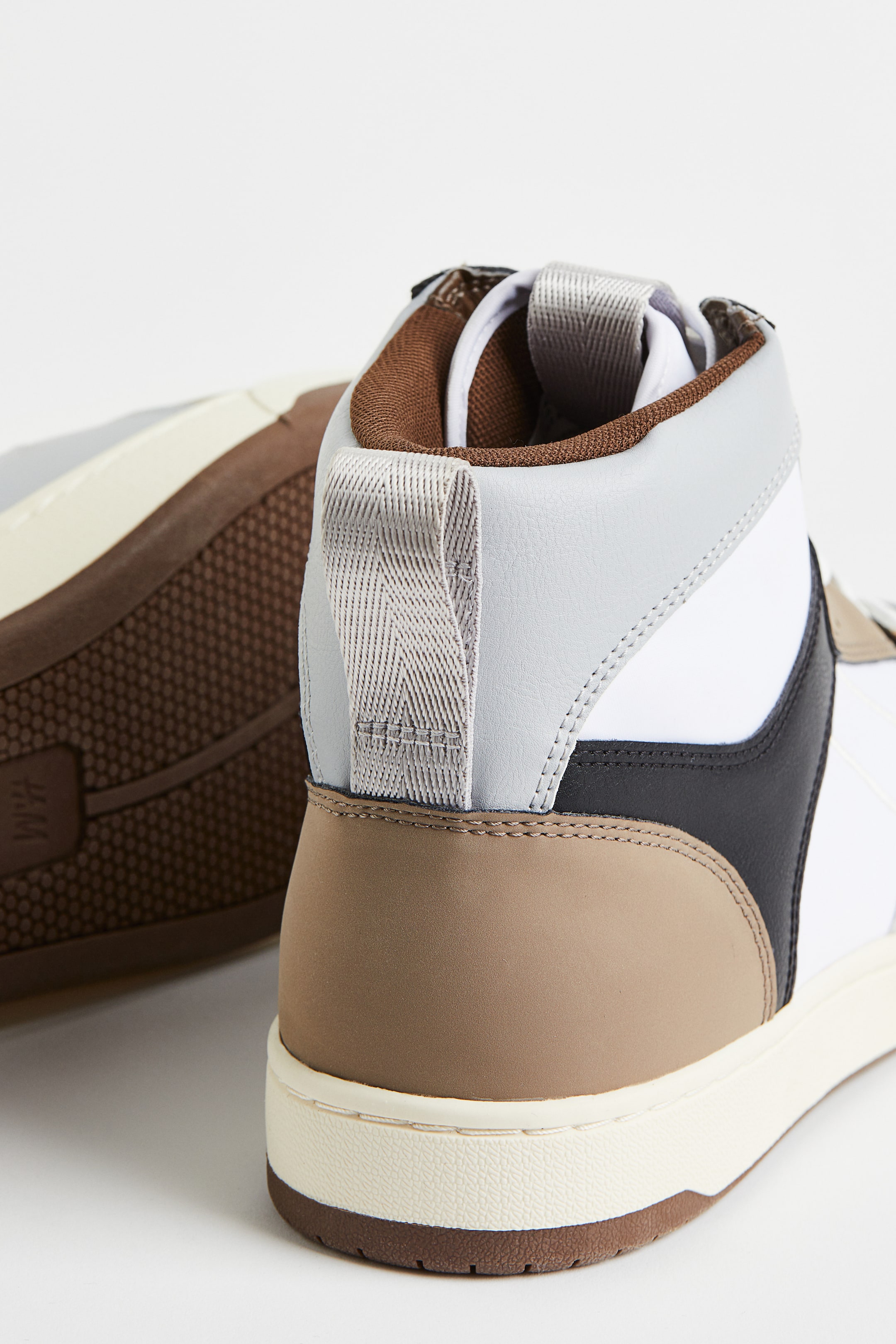 Tenis altos - Beige/Bloques de color - Men | H&M MX