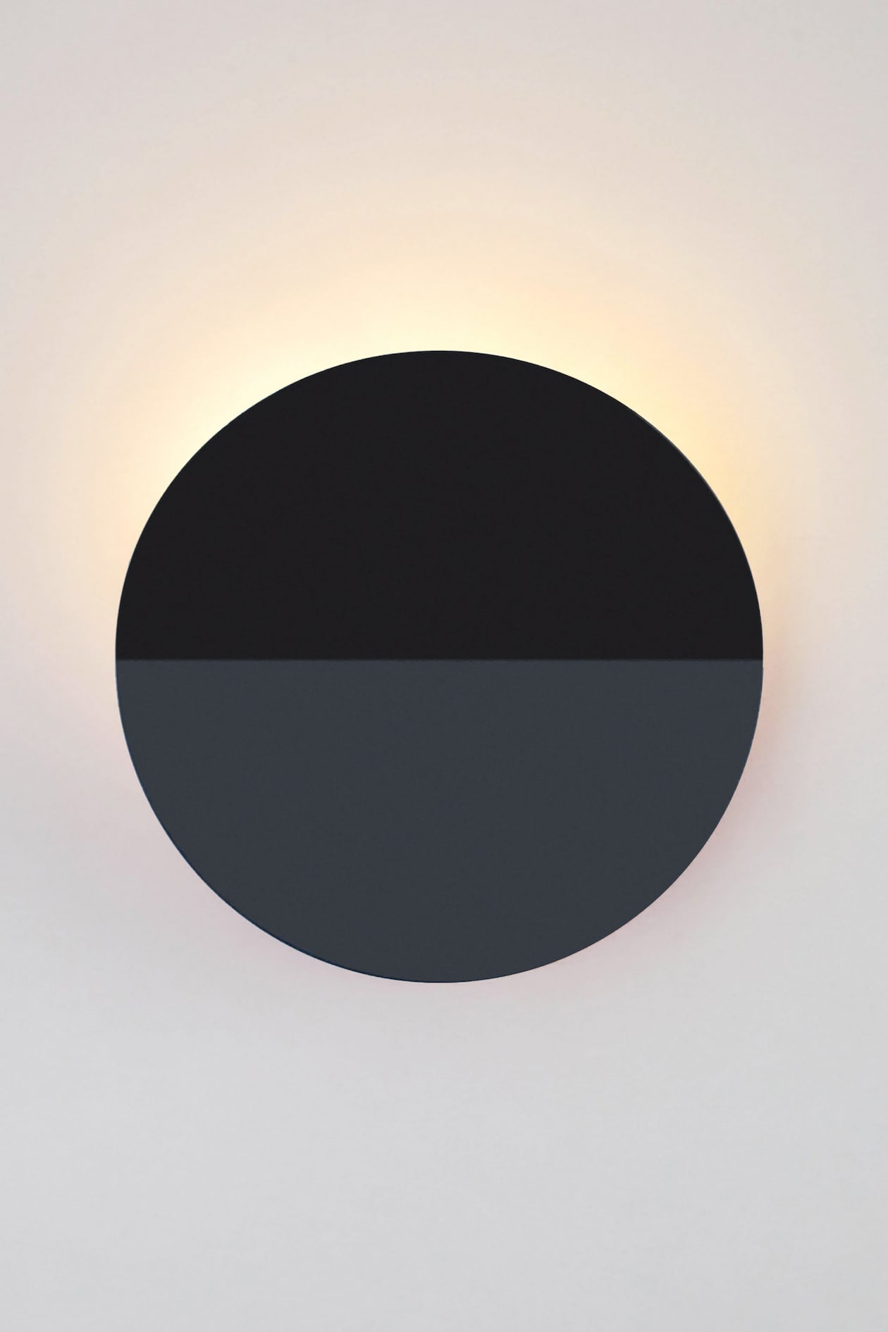 Dark Grey Round Diffused Wall Light at H&M Home | H&M GB