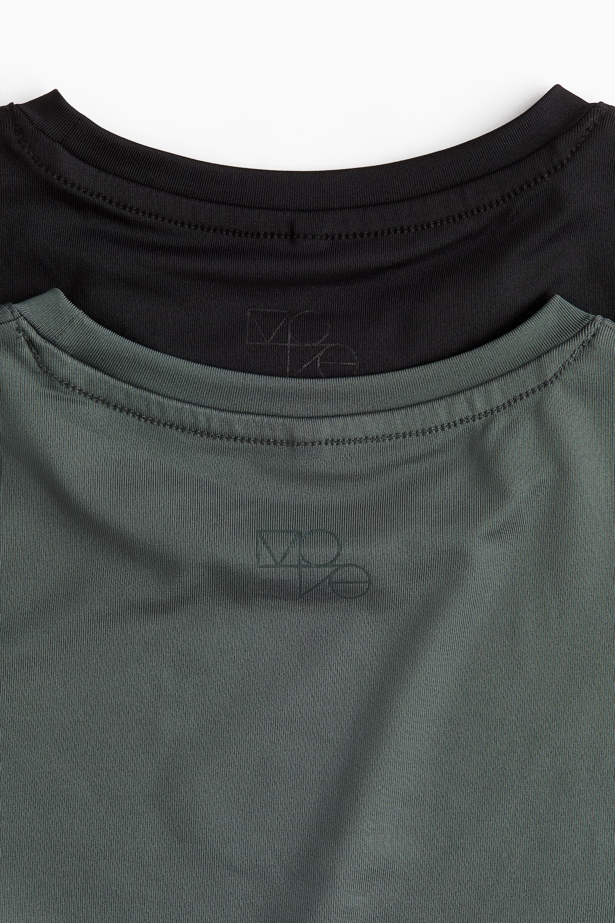 2-pack sports tops with DryMove™ - Black/Dark green - Kids | H&M GB