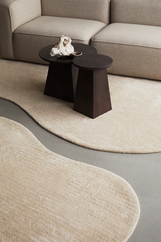 Asymmetric Rug - Light beige - Home All | H&M US