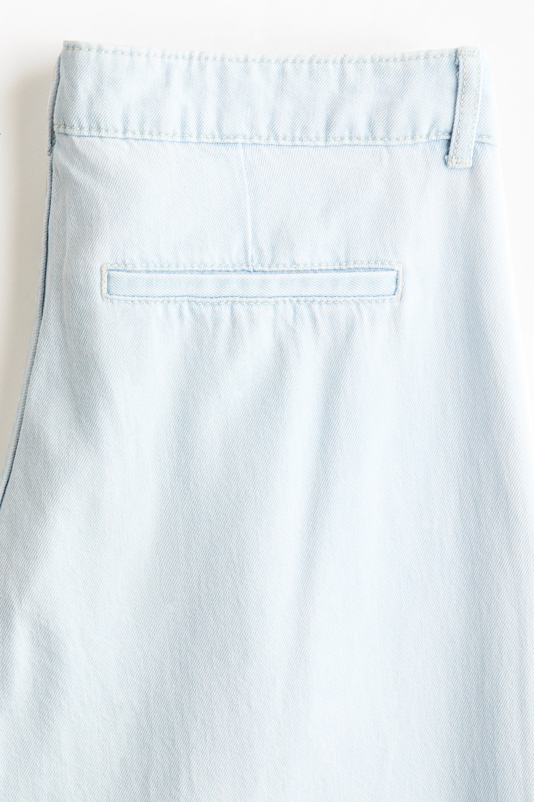 Loose Fit Wide Regular Jeans - Light blue - Ladies | H&M IE