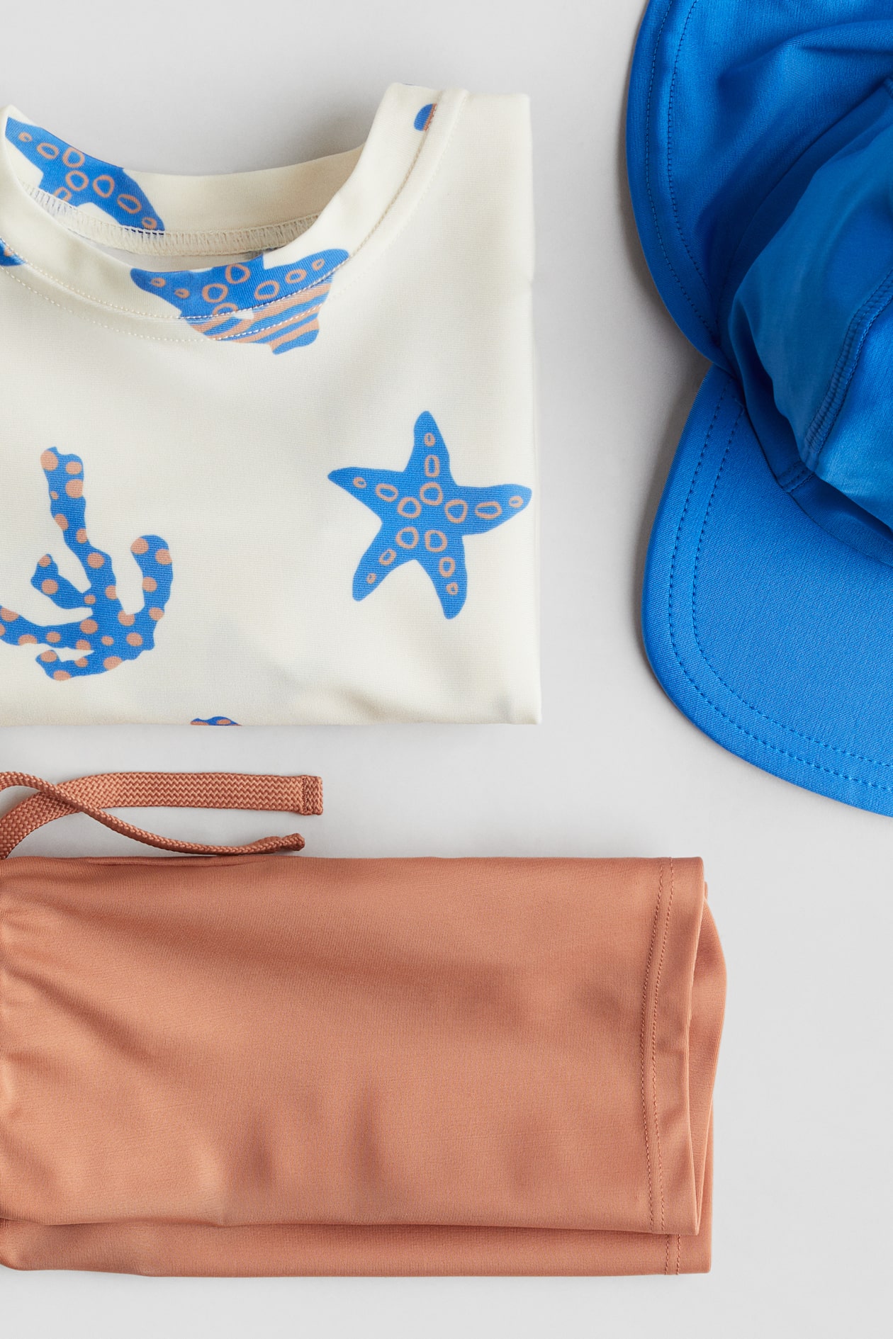 UPF 50 Sun Protection Set - Cream/bright blue - Kids | H&M US