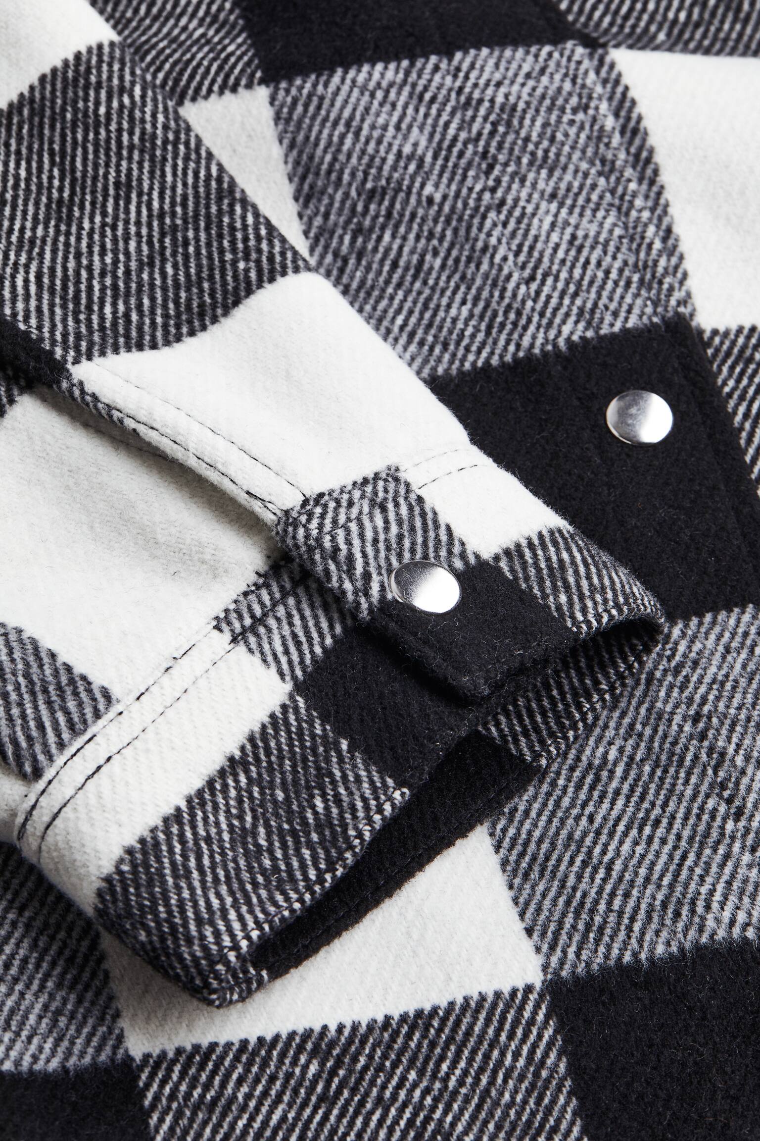 H&M+ Chaqueta camisera oversize con capucha - Negro/Cuadros - MUJER | H ...