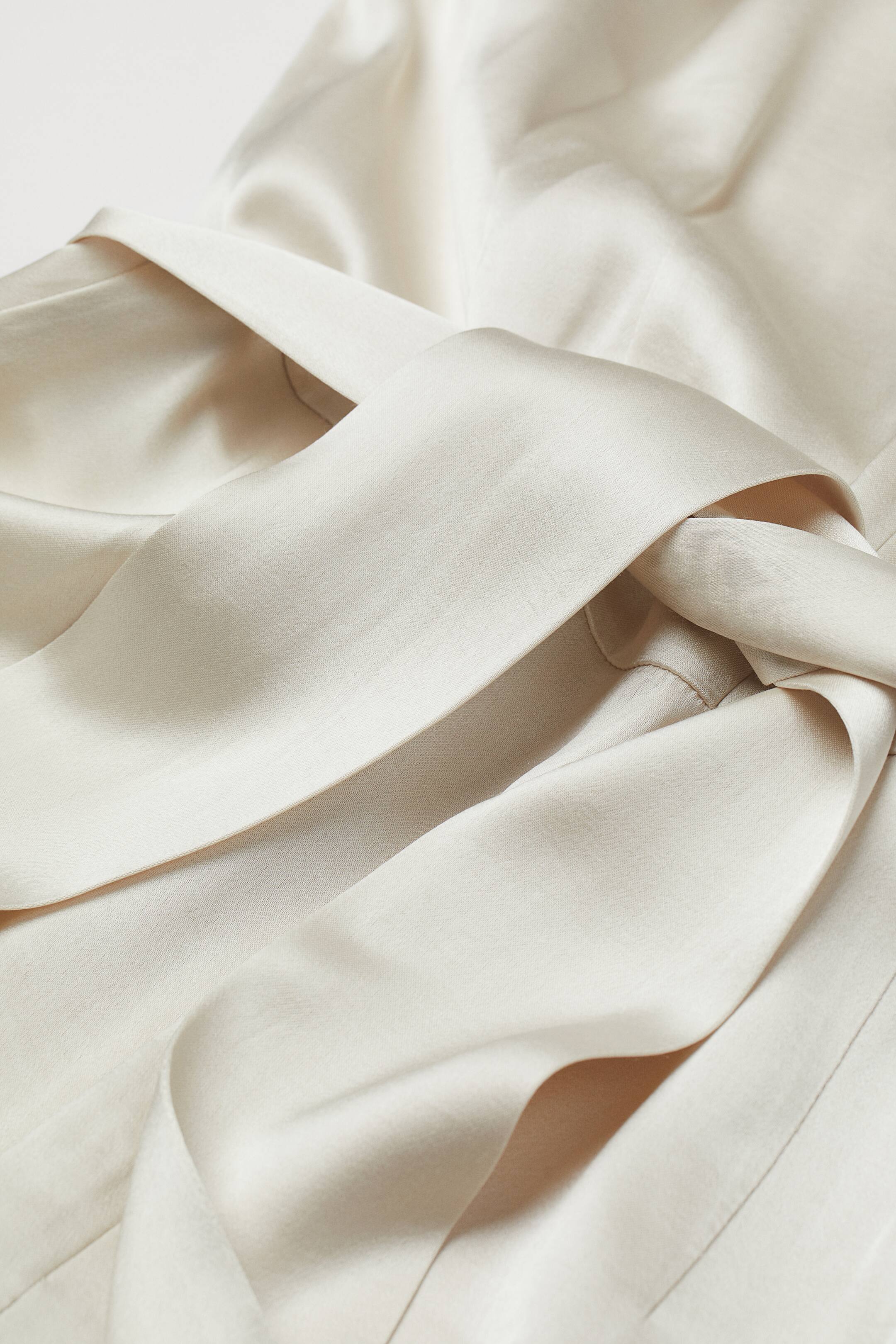 Tie Detail Blouse - Cream - Ladies | H&M AU