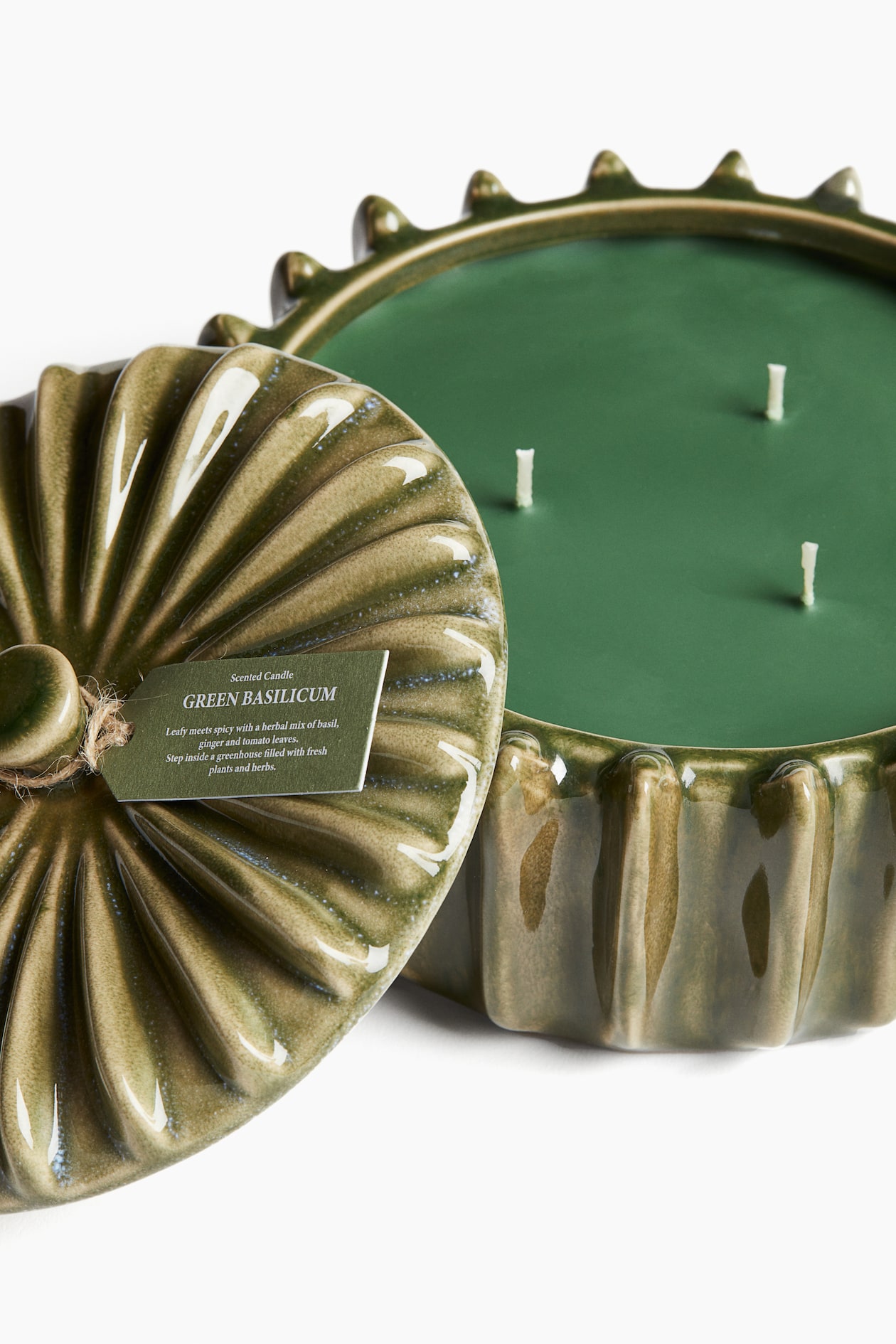 Khaki green Scented Candle in Stoneware Holder at H&M Home | H&M US