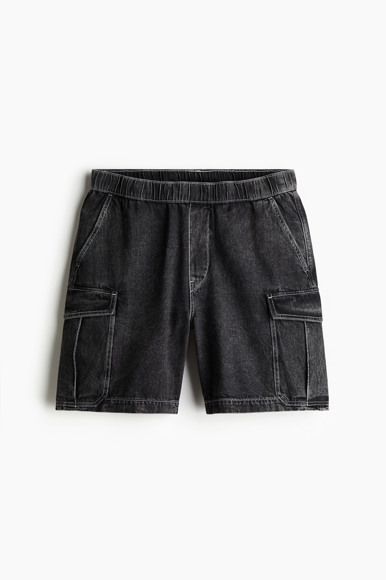 Men’s Denim black Loose Denim cargo shorts | H&M IN