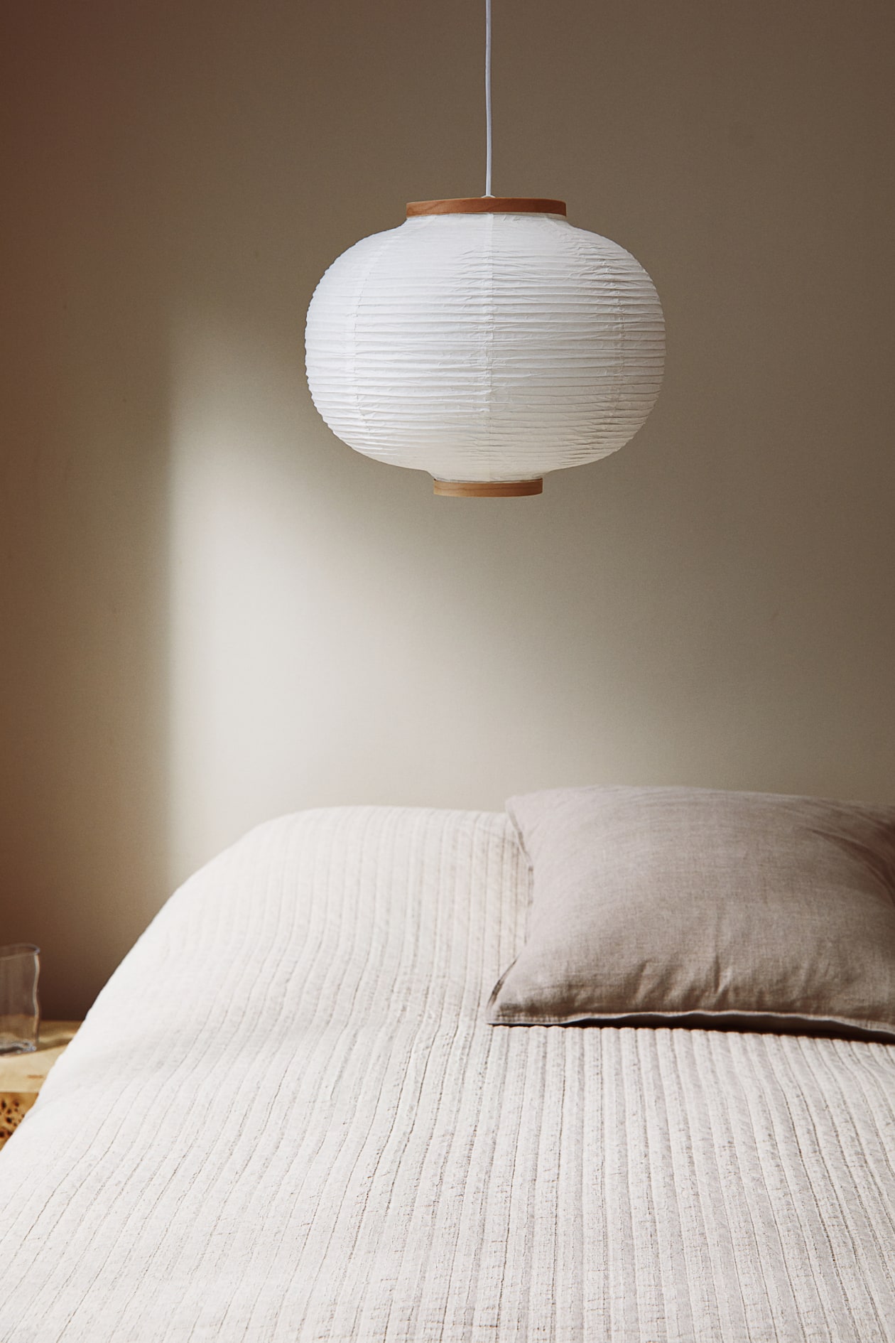 Taklampa i rispapper - Vit - Home All | H&M SE