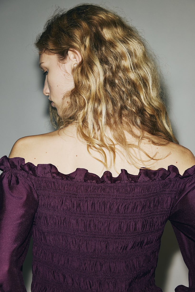 Blusa a los hombros con punto smock - Morado ciruela - Ladies | H&M MX