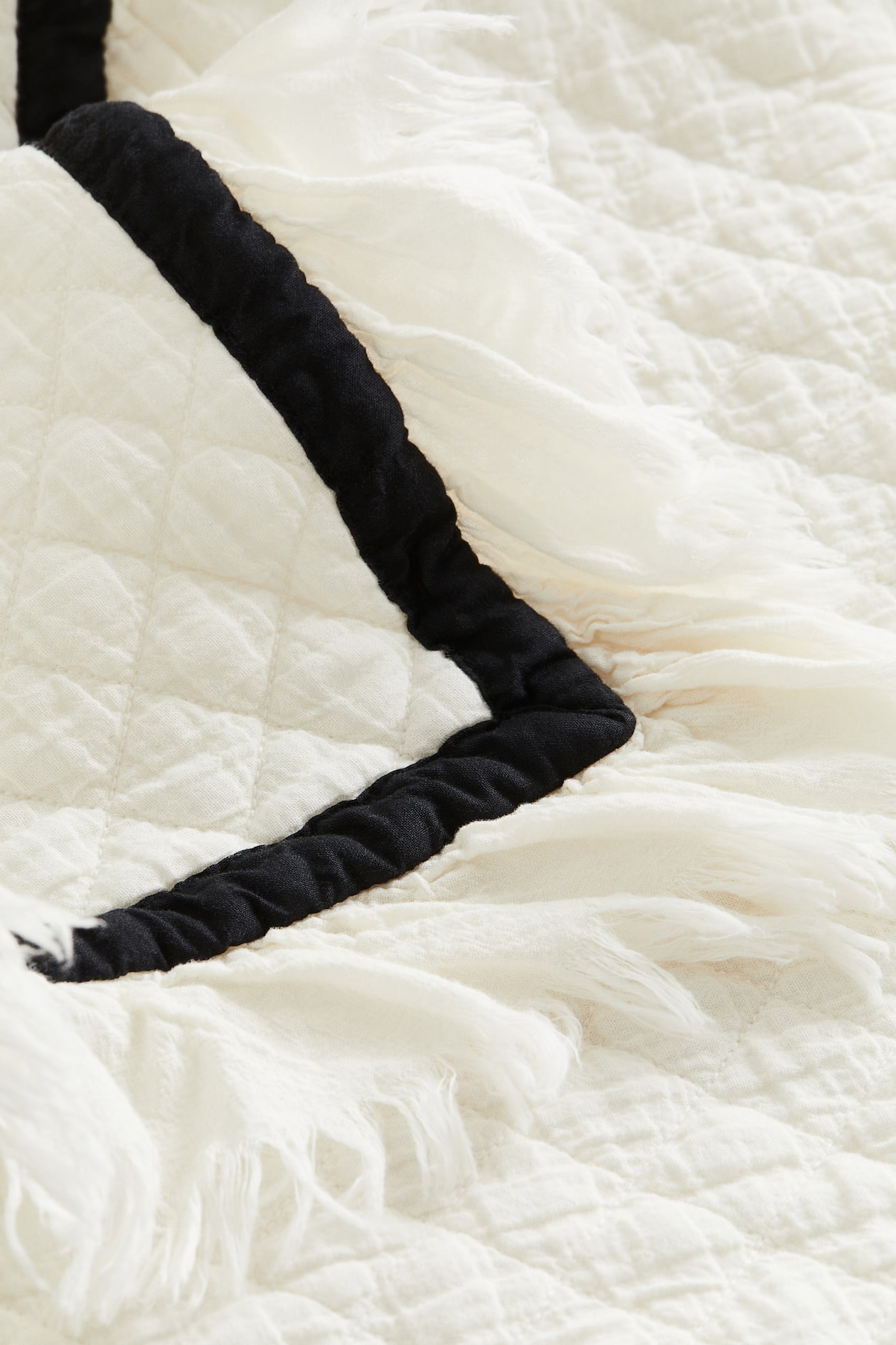 Quilted Bedspread - White - Home All | H&M US
