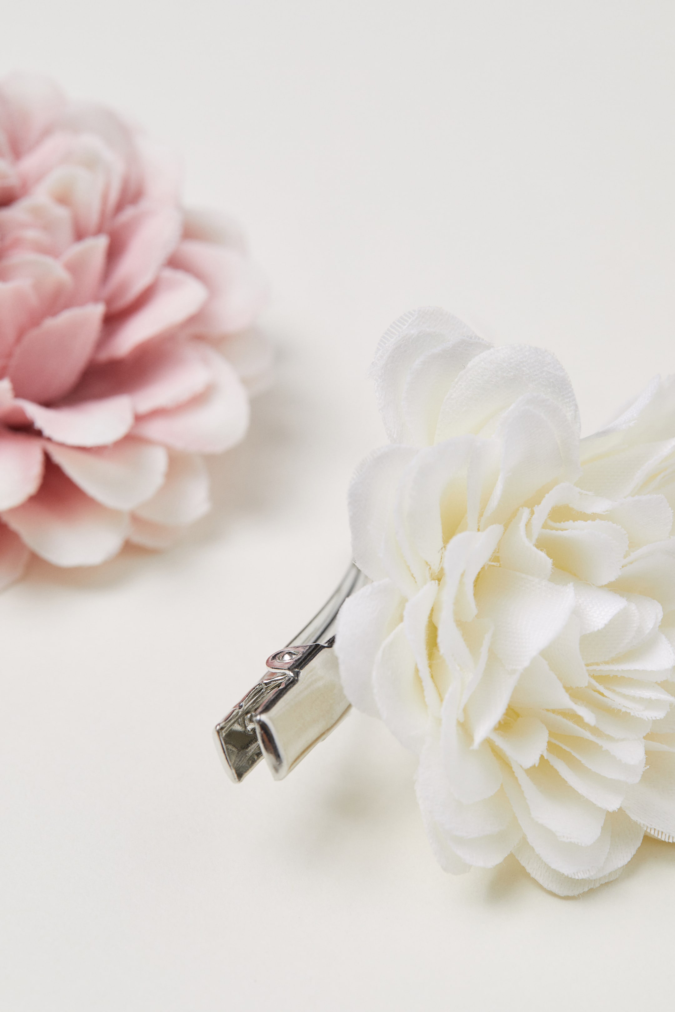 2-pack Hair Clips - White/light pink - Ladies | H&M US