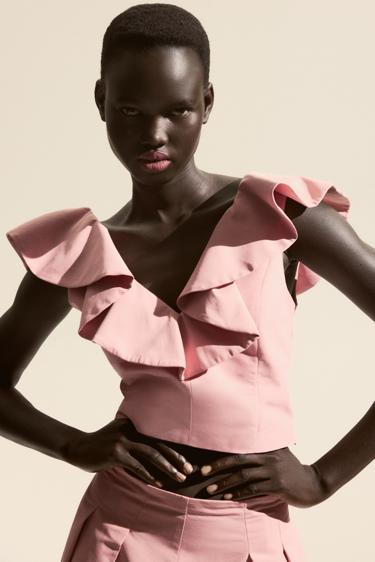 Women's Light pink Flounce-trimmed top | H&M GB