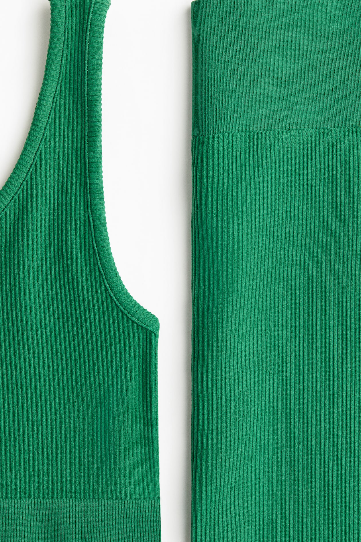 Women's Green MAMA Before & After 2-Piece Seamless Set | H&M US
