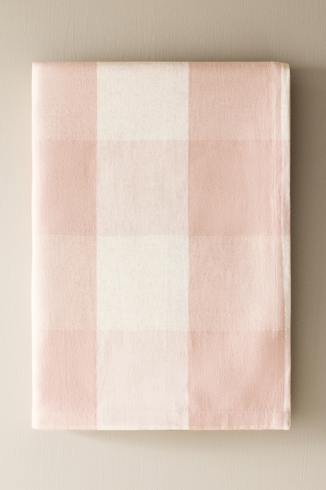 Light pink/Gingham check Linen-blend tablecloth at H&M Home | H&M IN
