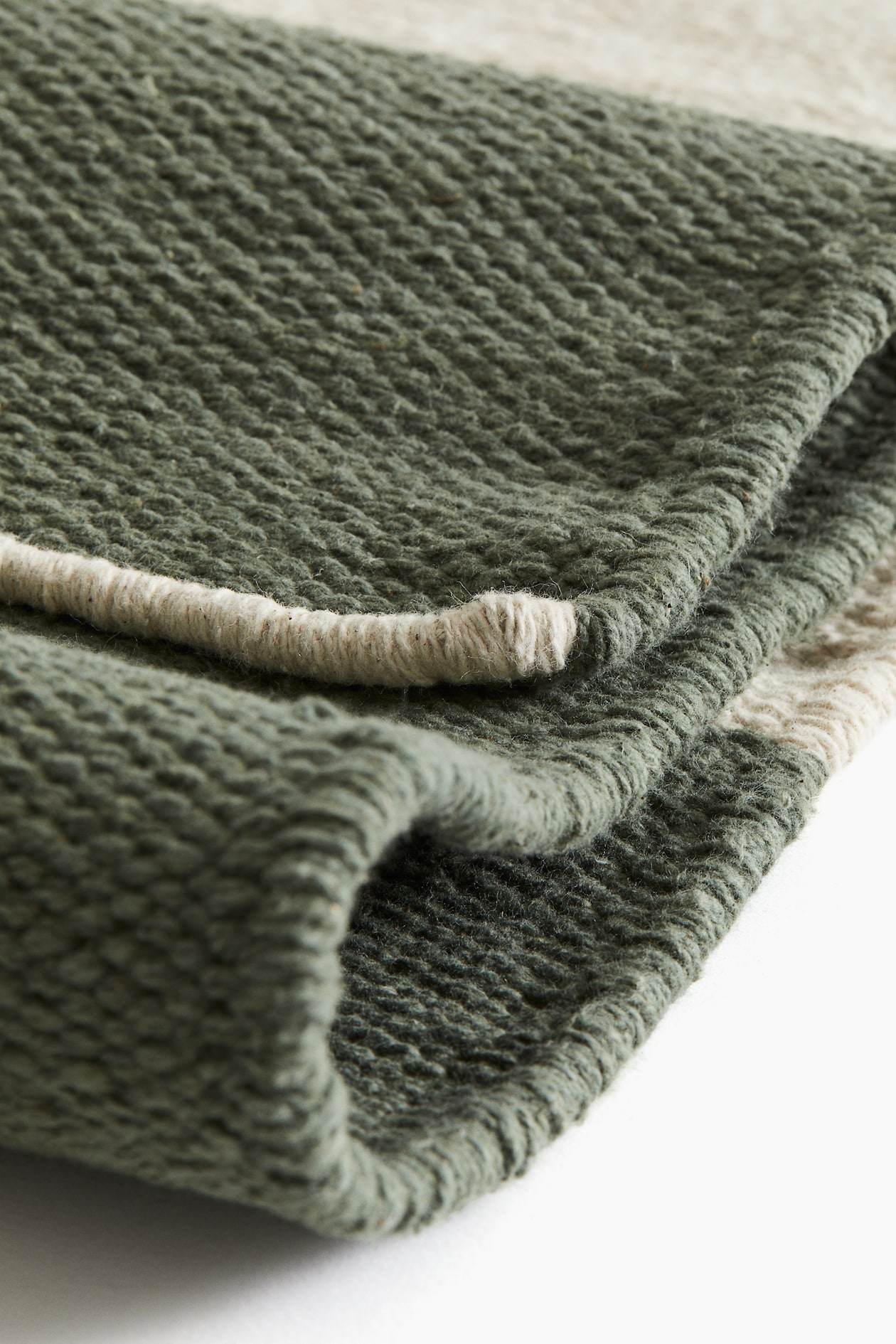 Checked Cotton Rug - Dark green/checked - Home All | H&M US