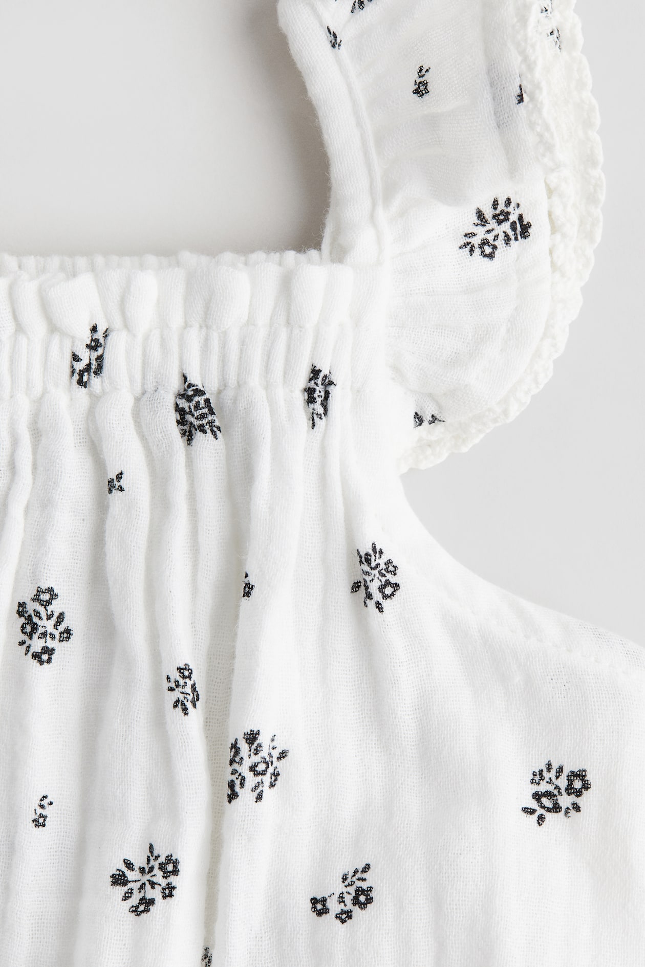 Newborn Baby Clothes | Girls & Boys | H&M CA