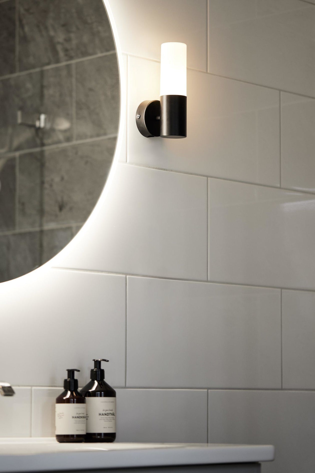 Lampa Ścienna Beta 21 Cm - Czarny - PR Home - HOME | H&M PL