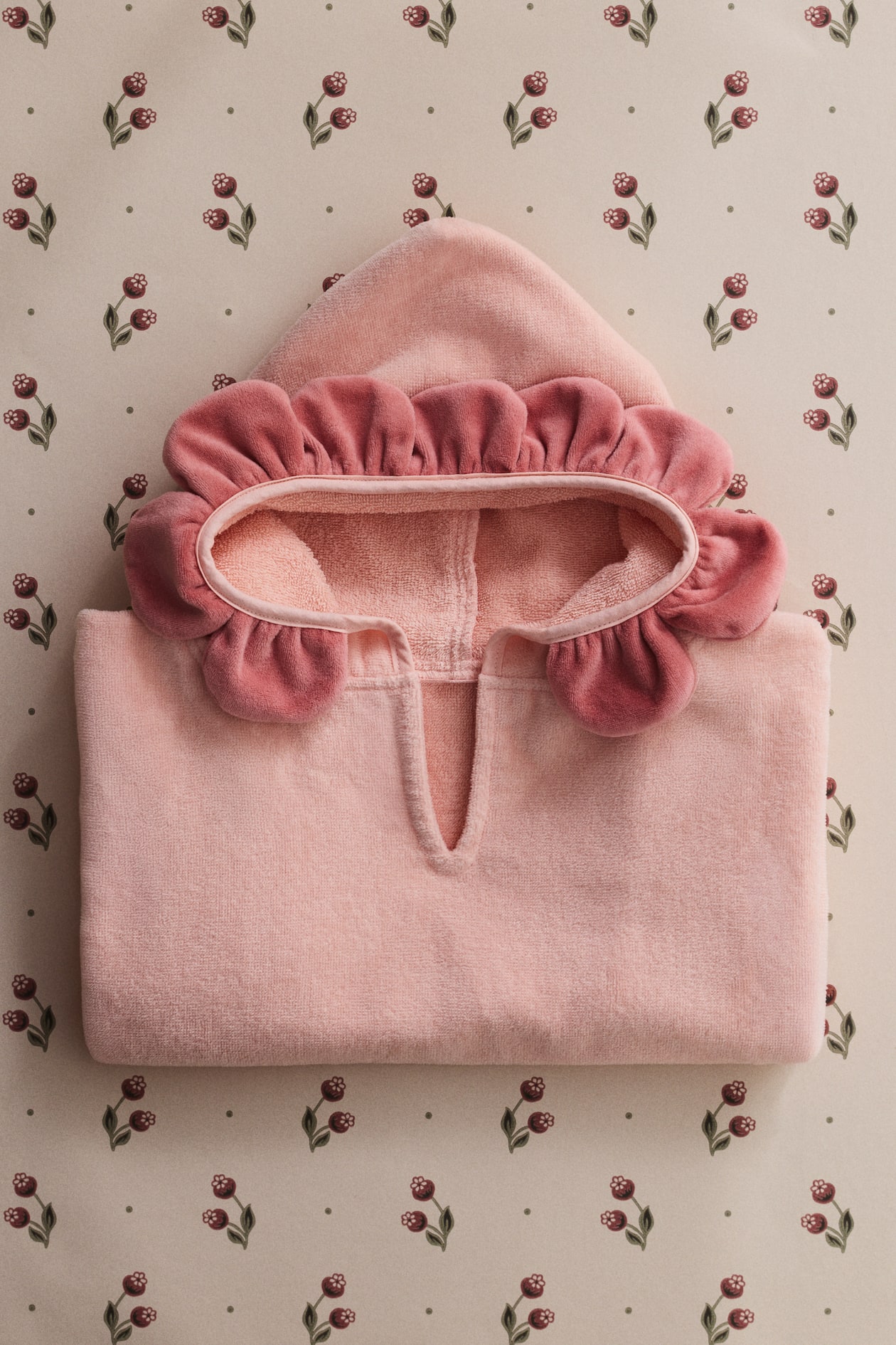 Toalla tipo capa - Rosa claro/Flor - Home All | H&M MX