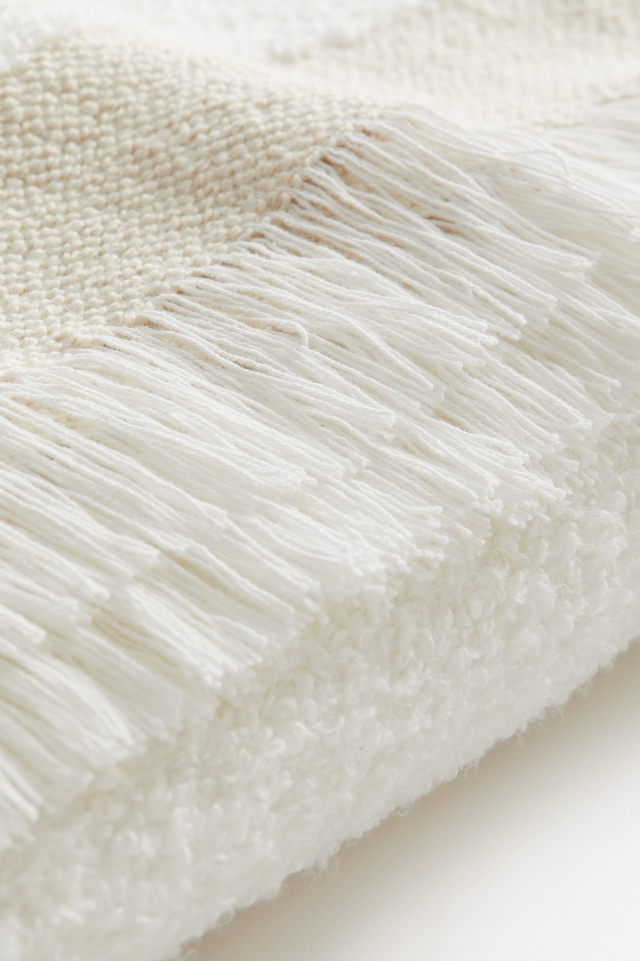 White Bouclé Throw at H&M Home | H&M US