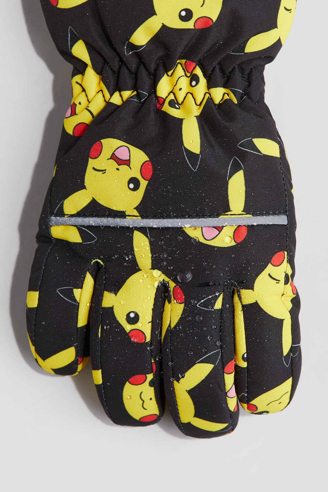 Black/Pokémon Water-Repellent Gloves for kids | H&M CA