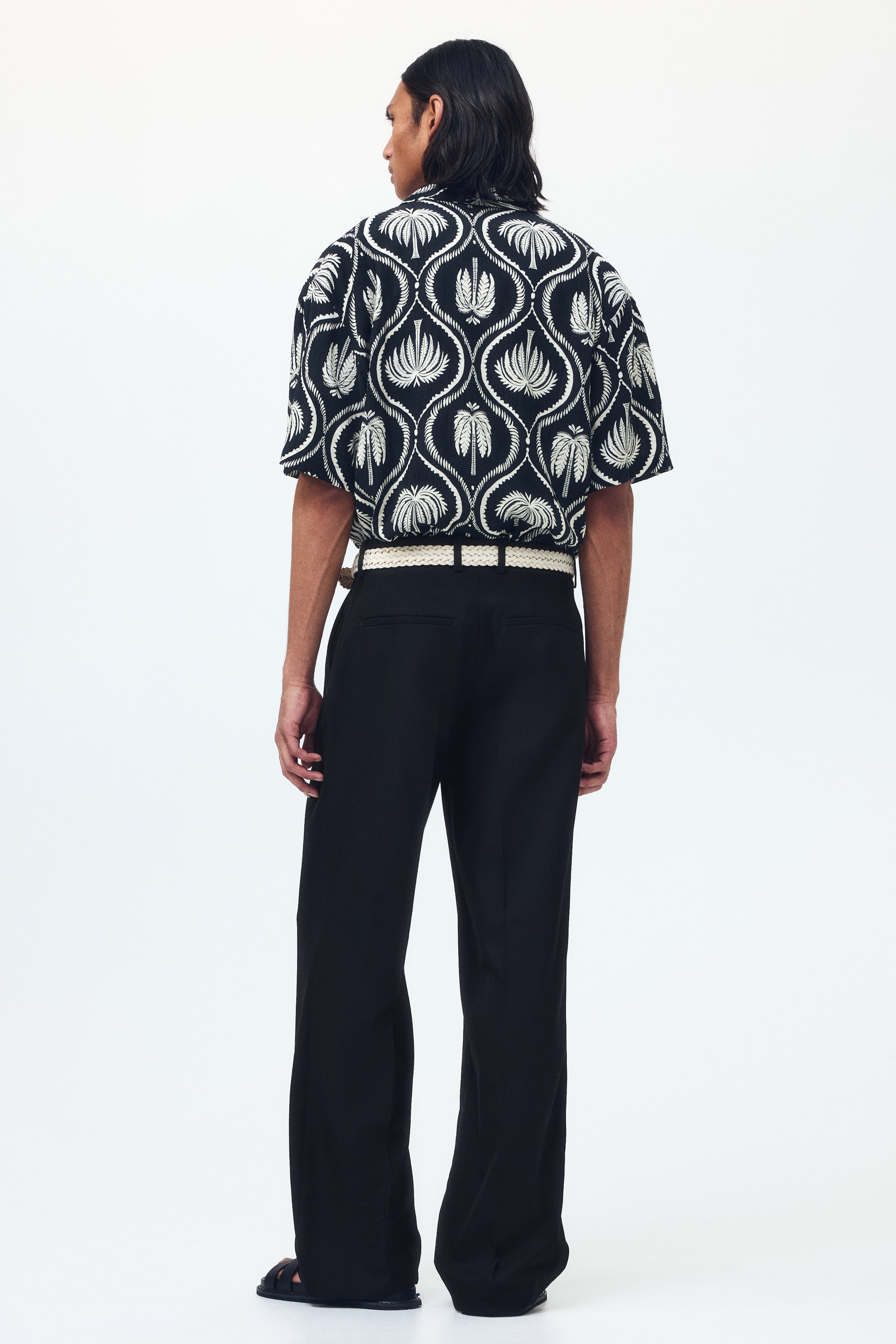 Men’s Black Loose Fit Tailored trousers | H&M GB
