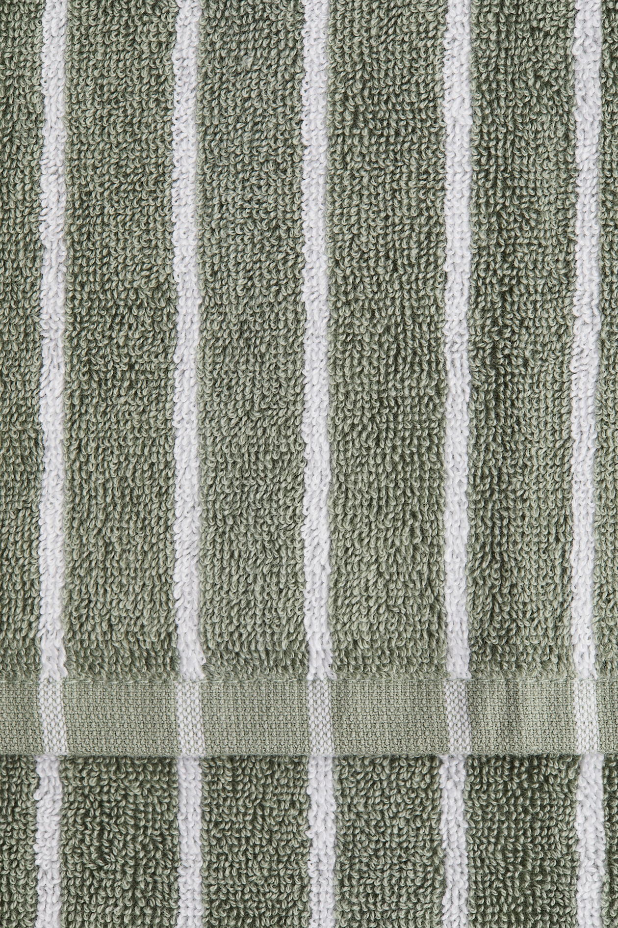 Striped Hand Towel - Sage green/striped - Home All | H&M US