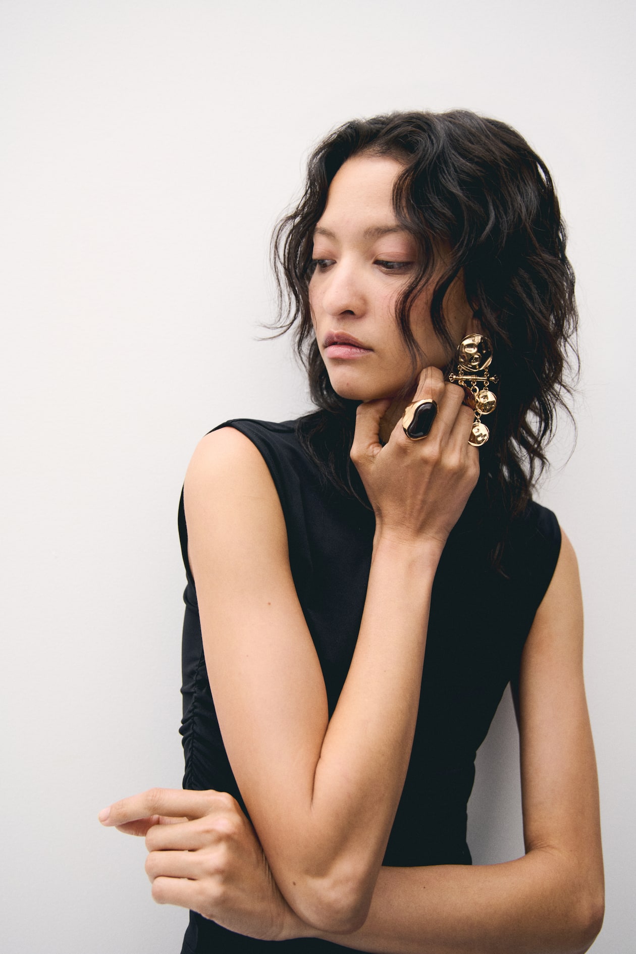 Bead Detail Ring - Gold colour/Dark brown - Ladies | H&M AU