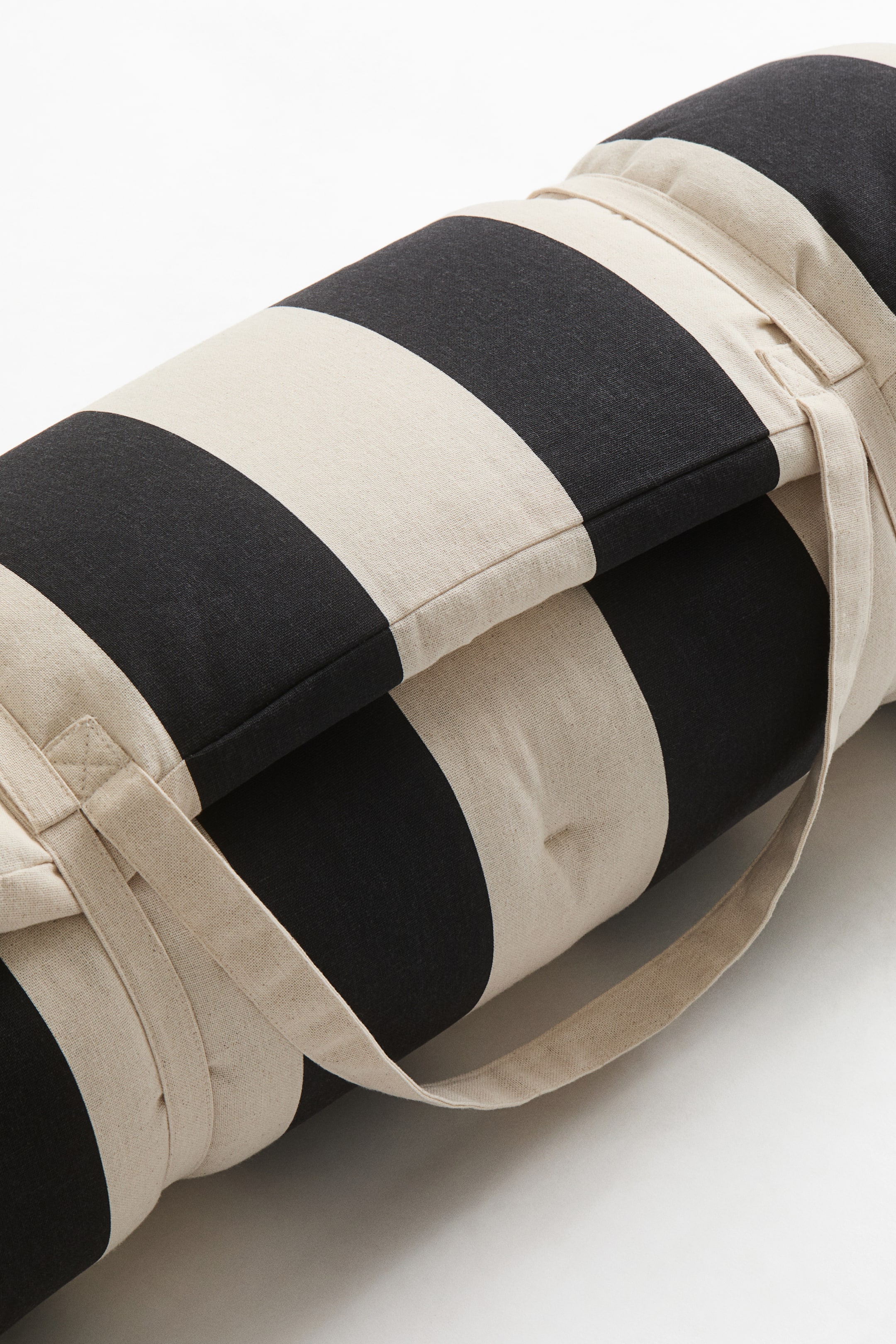 Dark gray/striped Water-Repellent Beach Mattress at H&M Home | H&M CA