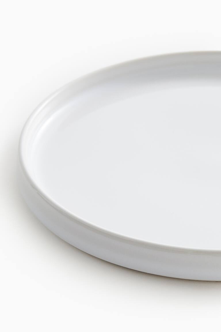White Medium-Sized Stoneware Plate at H&M Home | H&M US
