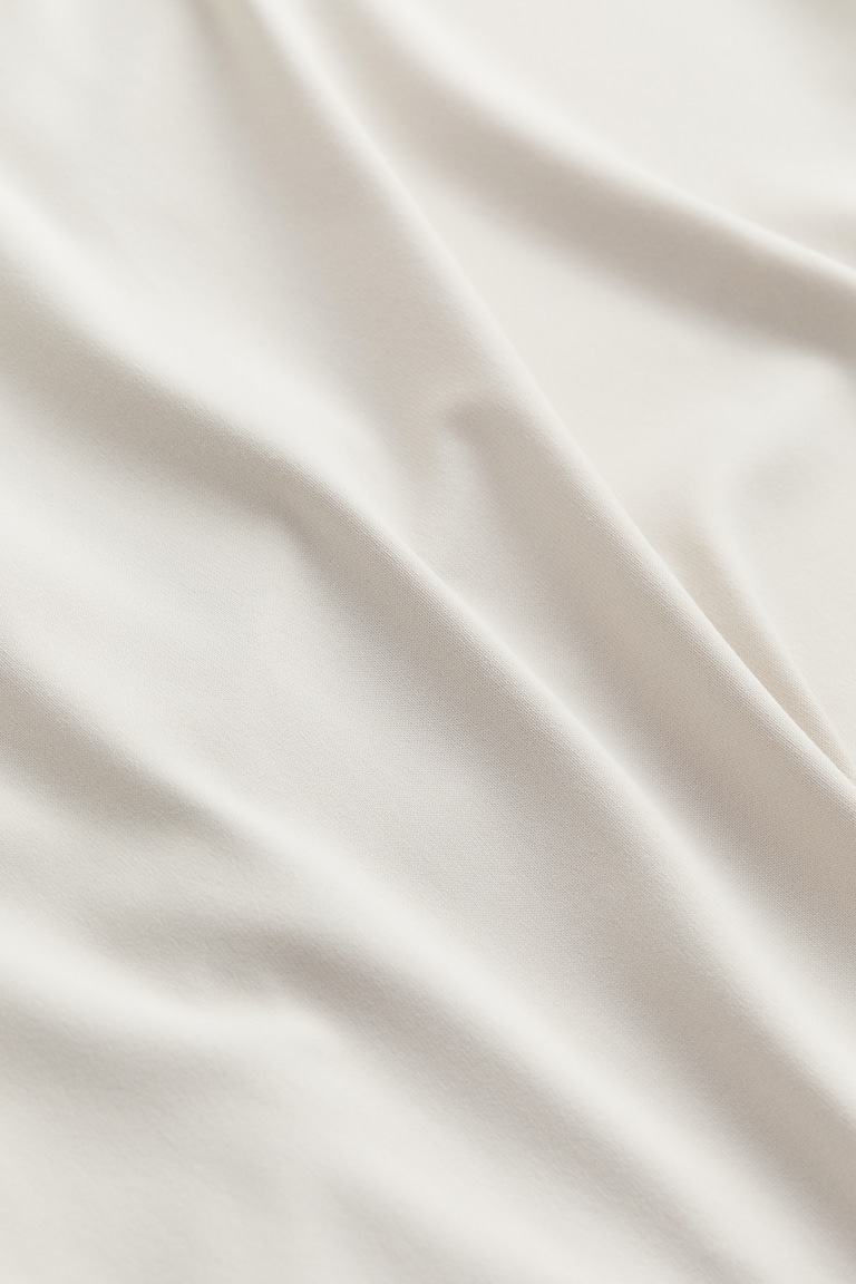Women's Light beige Fitted microfibre T-shirt | H&M GB