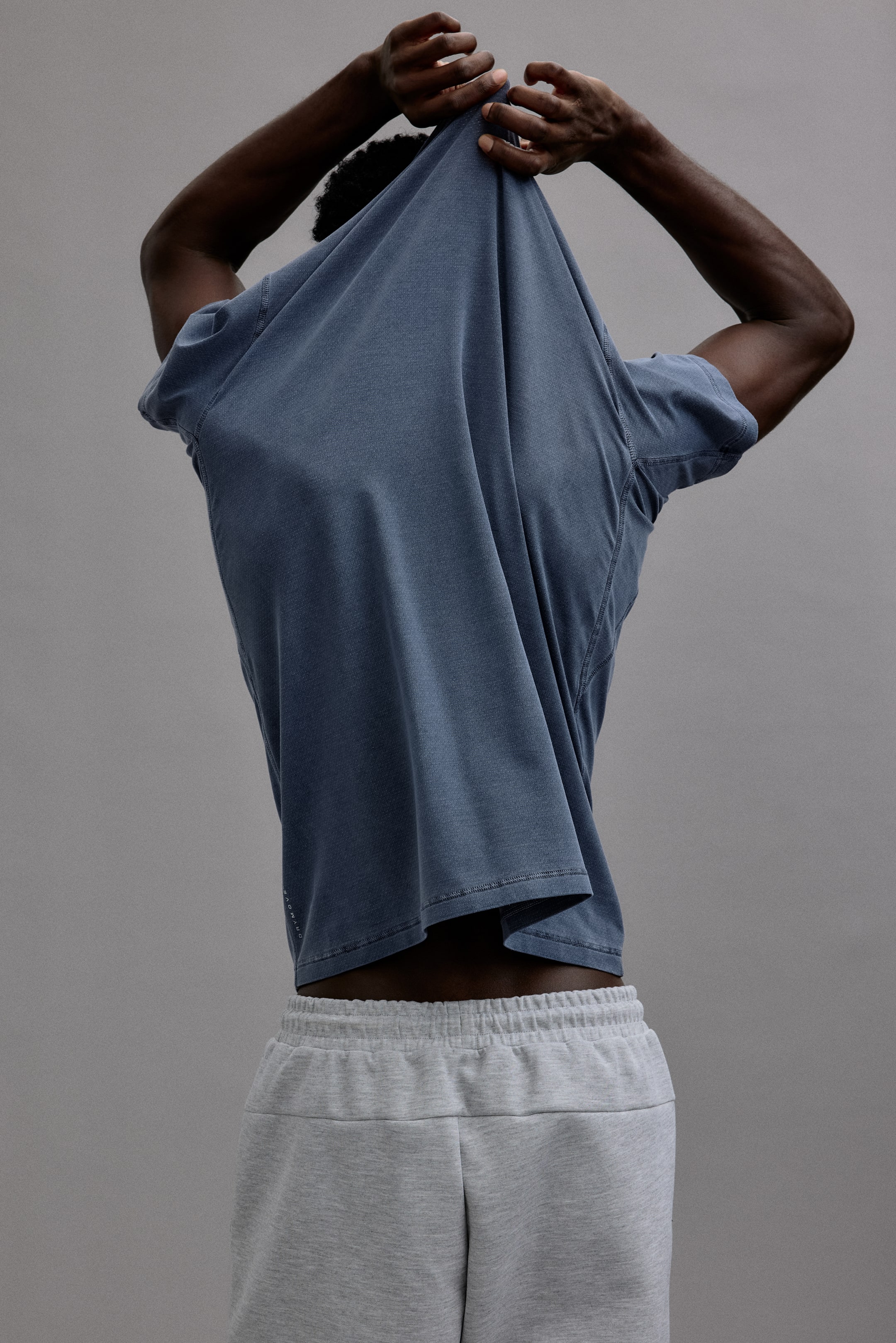 Men’s Dusty blue Running T-Shirt with DryMove™ | H&M US